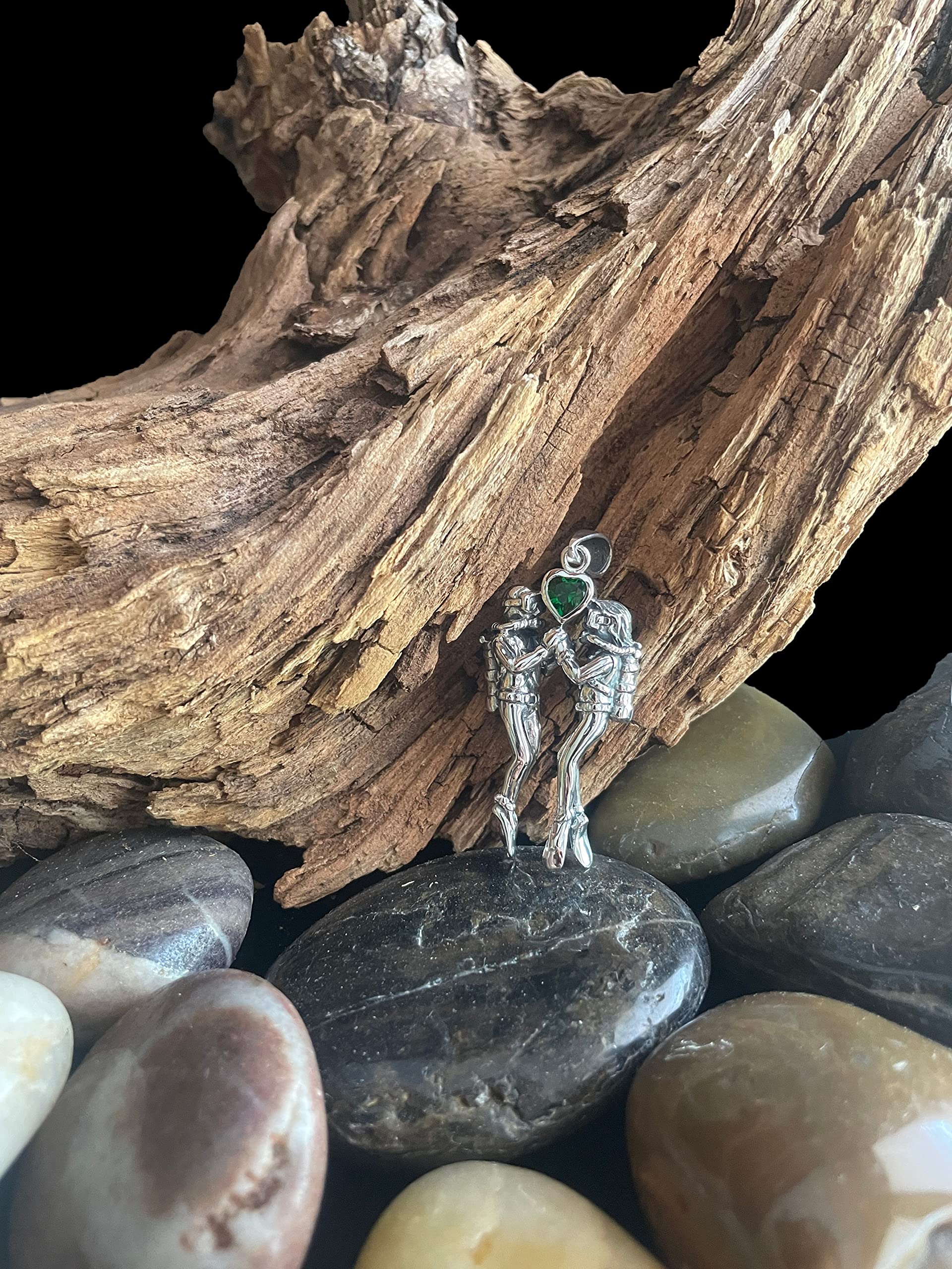 Jewelry Trends Scuba Divers Green Heart Sterling Silver Pendant