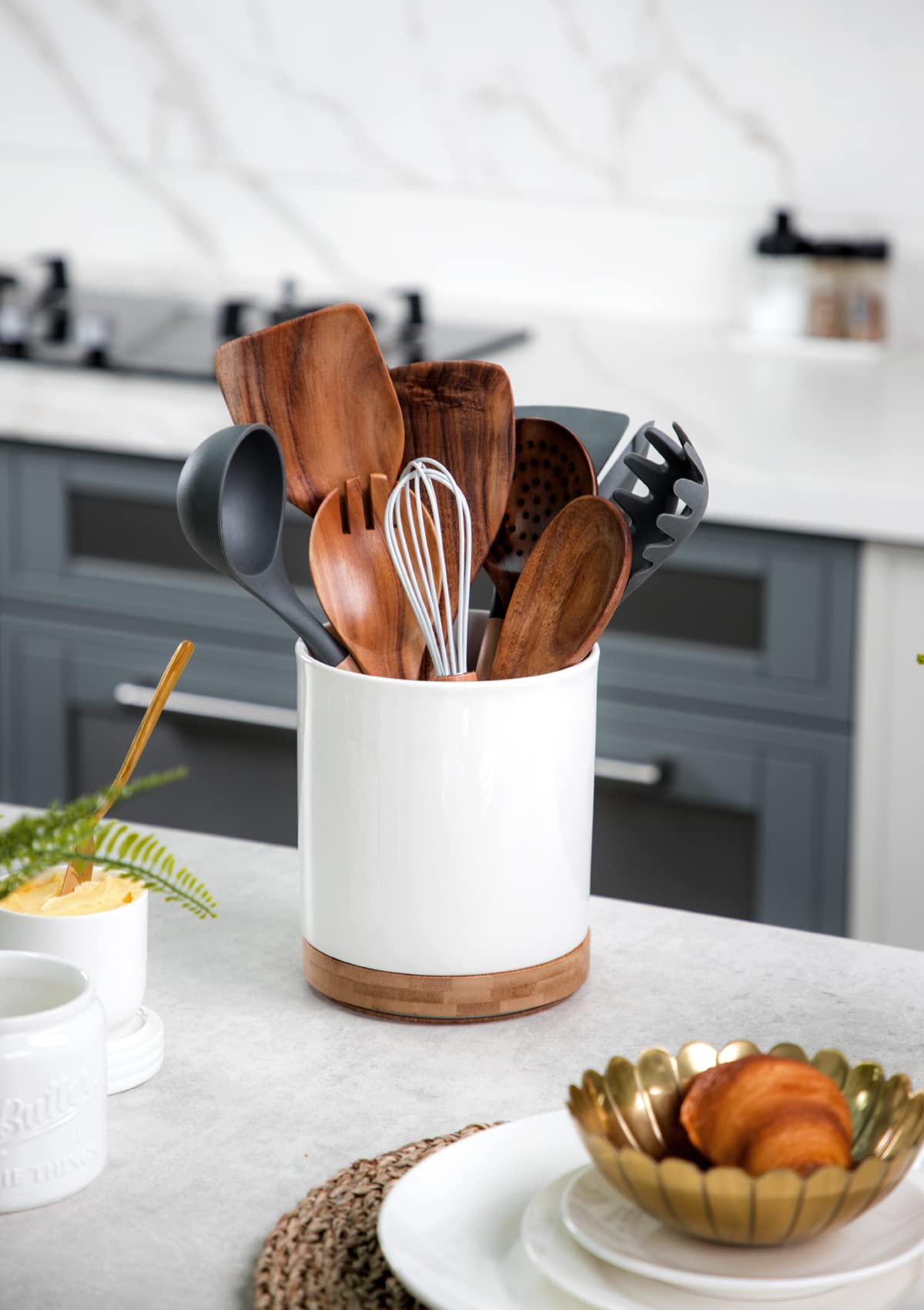 Nucookery 360° Rotating Utensil Holder, 7.2" Large Utensil Crock, White Ceramic Cooking Utensil Organizer with Countertop-Protection Cork Bottom for Farmhouse Kitchen Decor Gift (White)