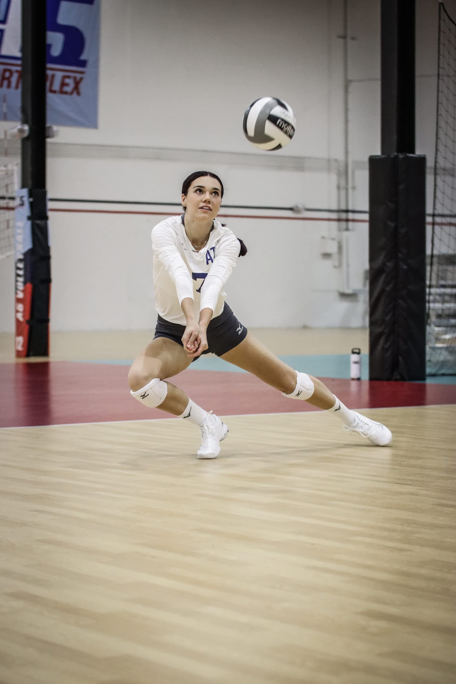 Mizuno Women's Balboa 6 Long Sleeve Volleyball Jersey, White, Medium