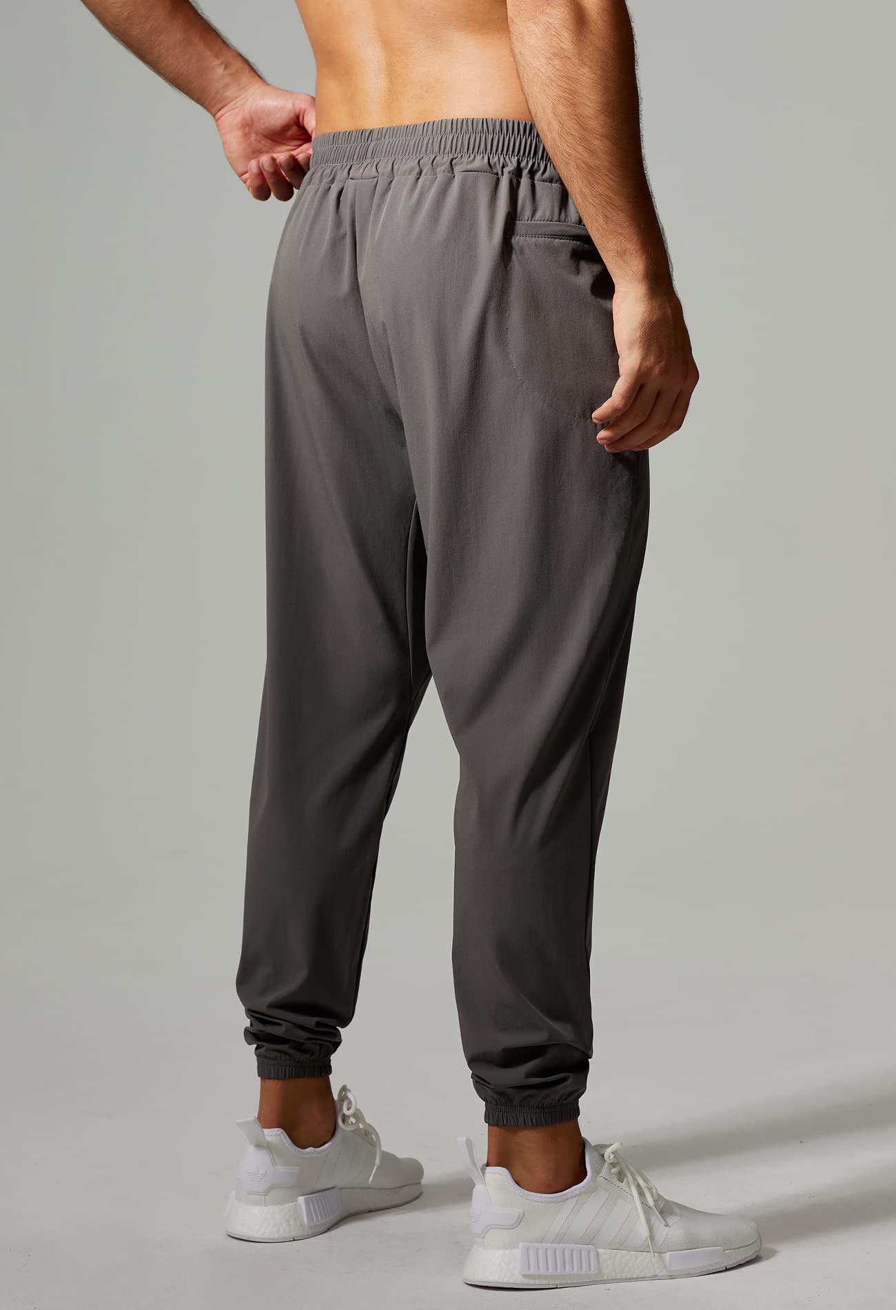 Men's 2 Pack Workout Gym Quick Dry Joggers Athletic Running Jogger Pants Tapered Training Sweatpants with Zipper Pocket Black Grey M