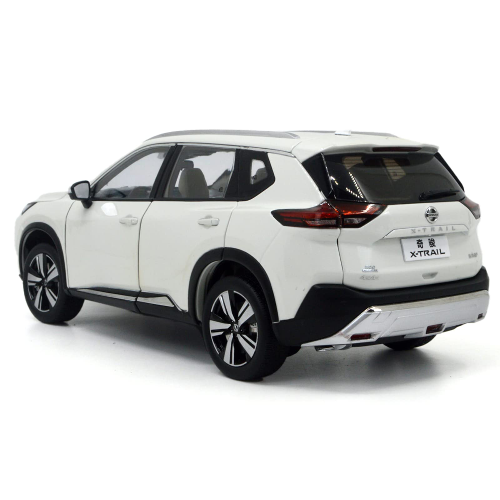 PAUDI MODEL 1/18 Scale Diecast Car X-Trail Minicar 2022 For Adults Collection Birthday Present White