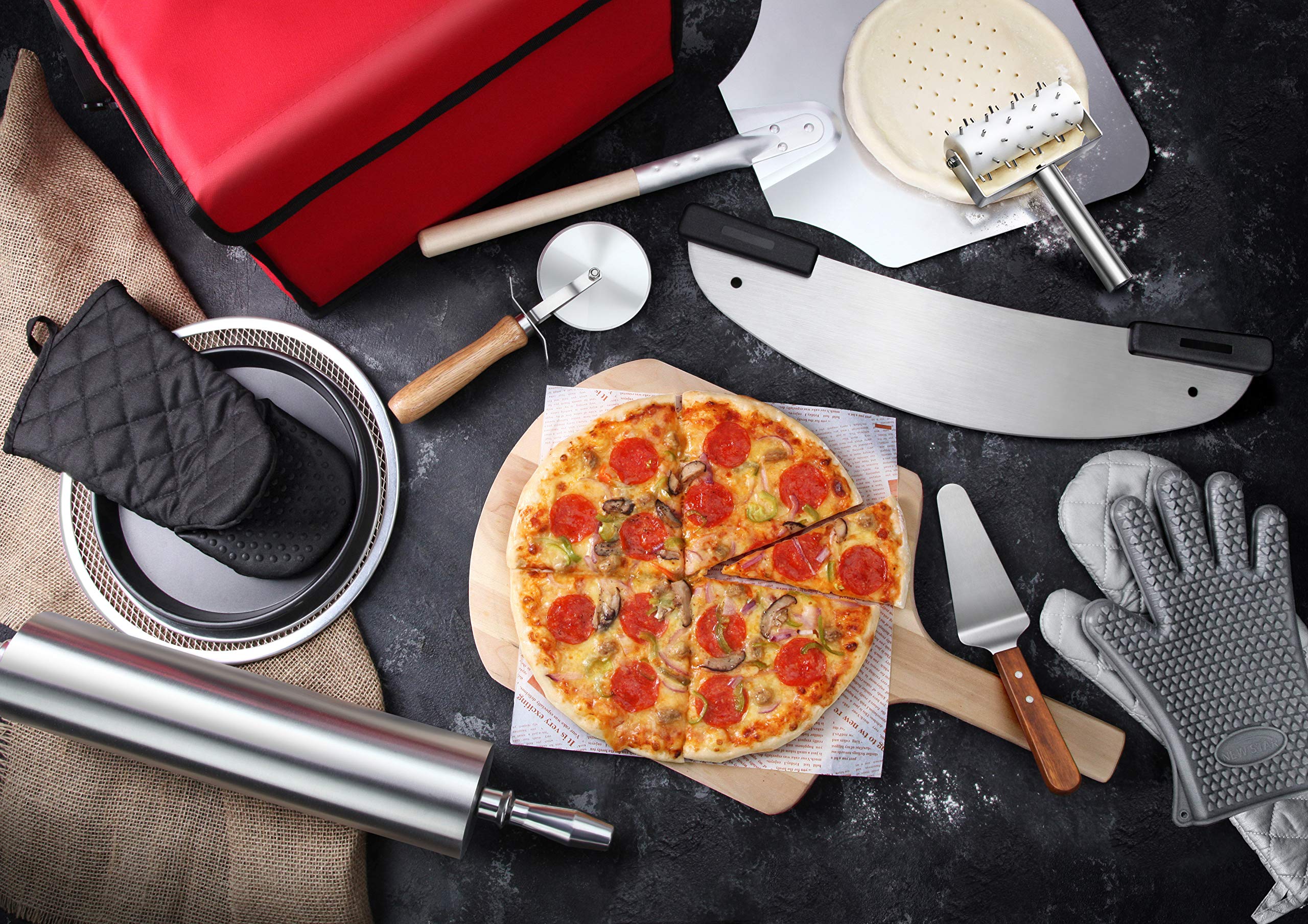 New Star Foodservice | Commercial Aluminum Pizza Tray Pizza Pan Coupe Style (Silver, 14-Inch)