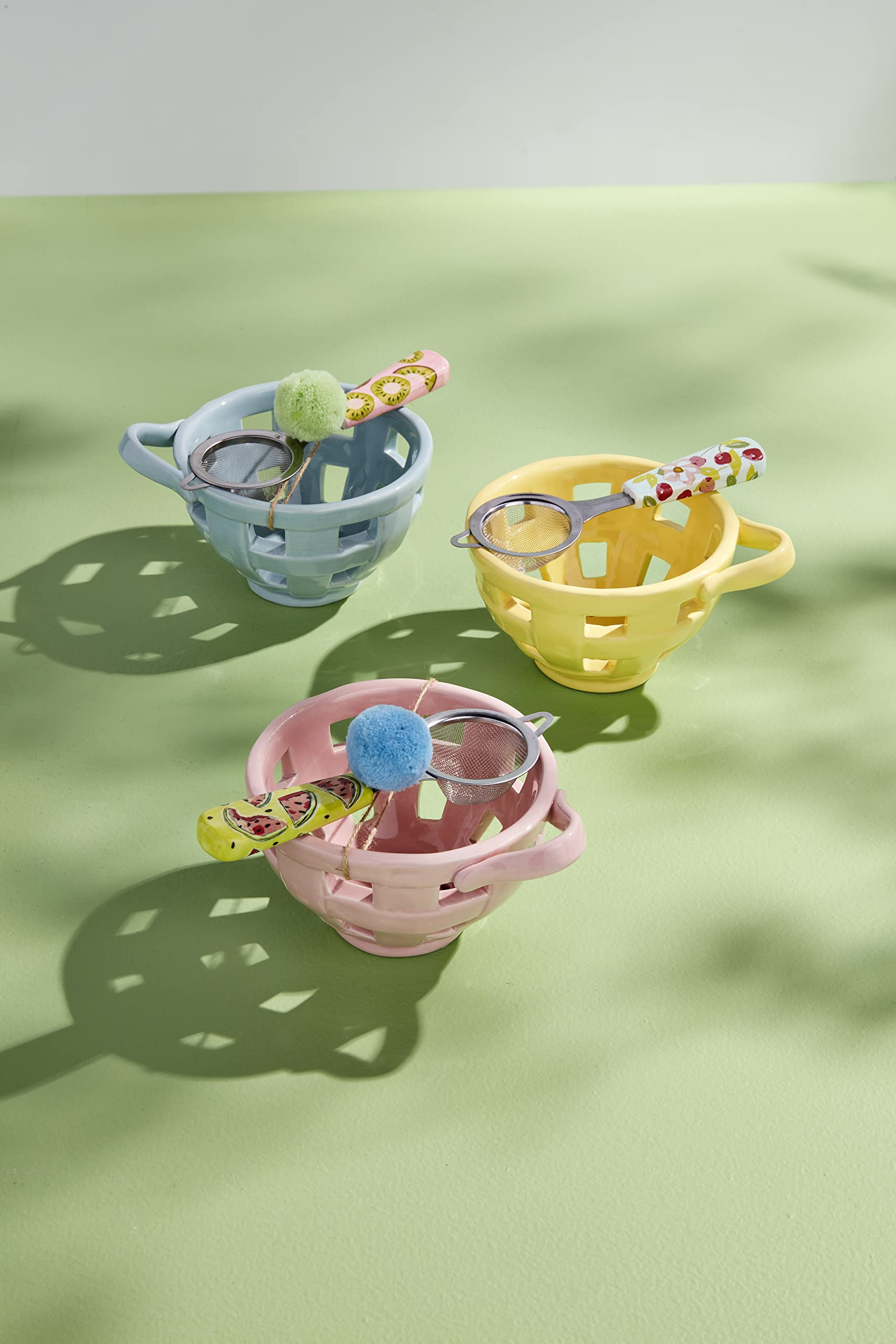 Mud Pie Colorful Berry Bowl Set, 3 1/2" x 5 1/2" Dia | Strainer 5", Yellow
