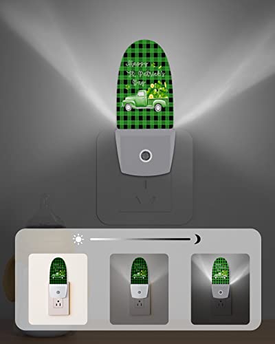 St. Patrick's Day Clover Night Light, LED Plug in Night Light, Green and Black Checkered Green Truck Gold Night Lights with Dusk to Dawn Sensor Decorative Kids/Adults Nightlight for Bedroom Bathroom