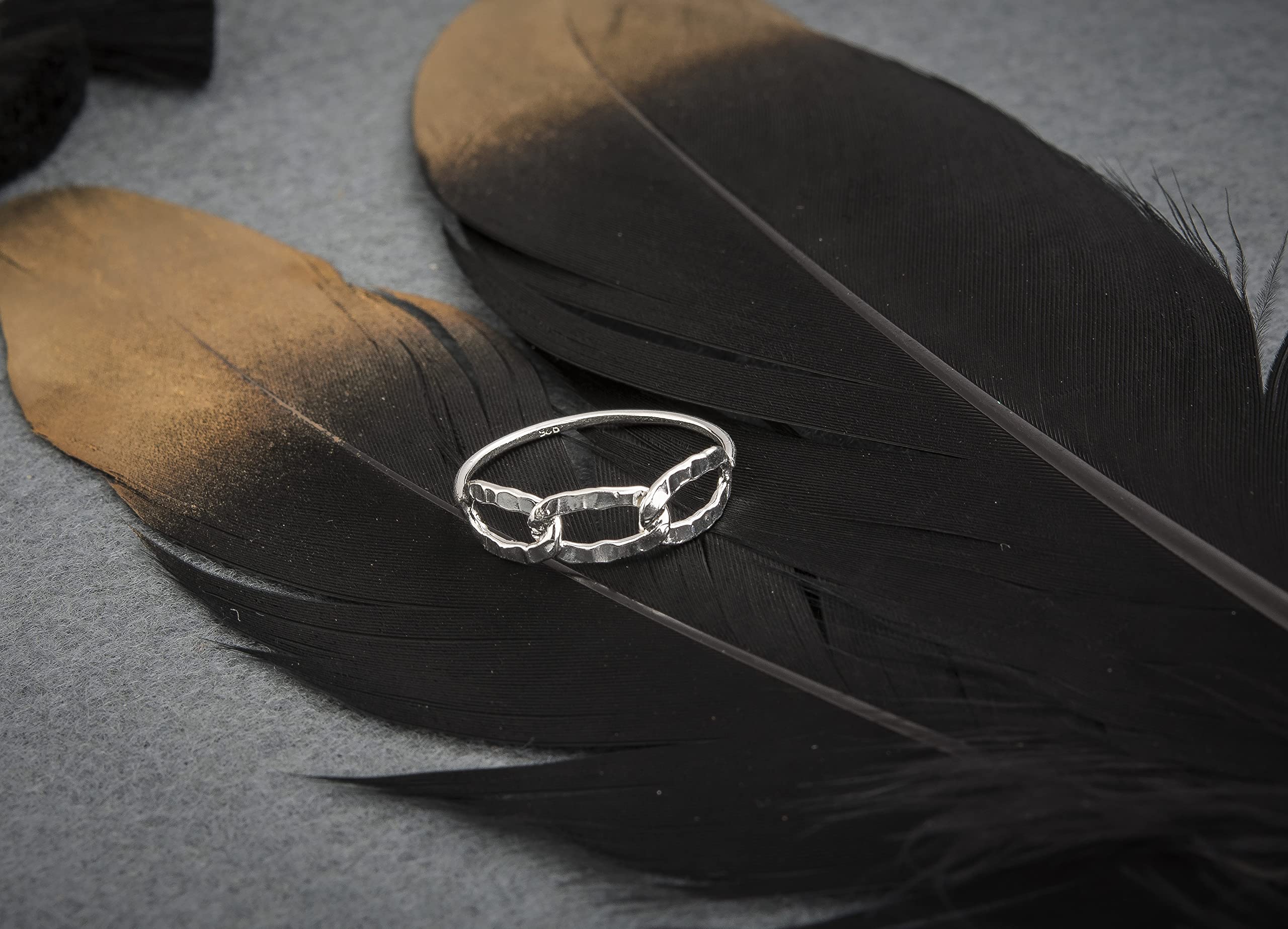 NAARD Circle-Link Silver Band Rings For Women| Promise Ring| Friendship Rings| Stacking Rings| 925 Sterling Silver Rings| Thin Silver Rings
