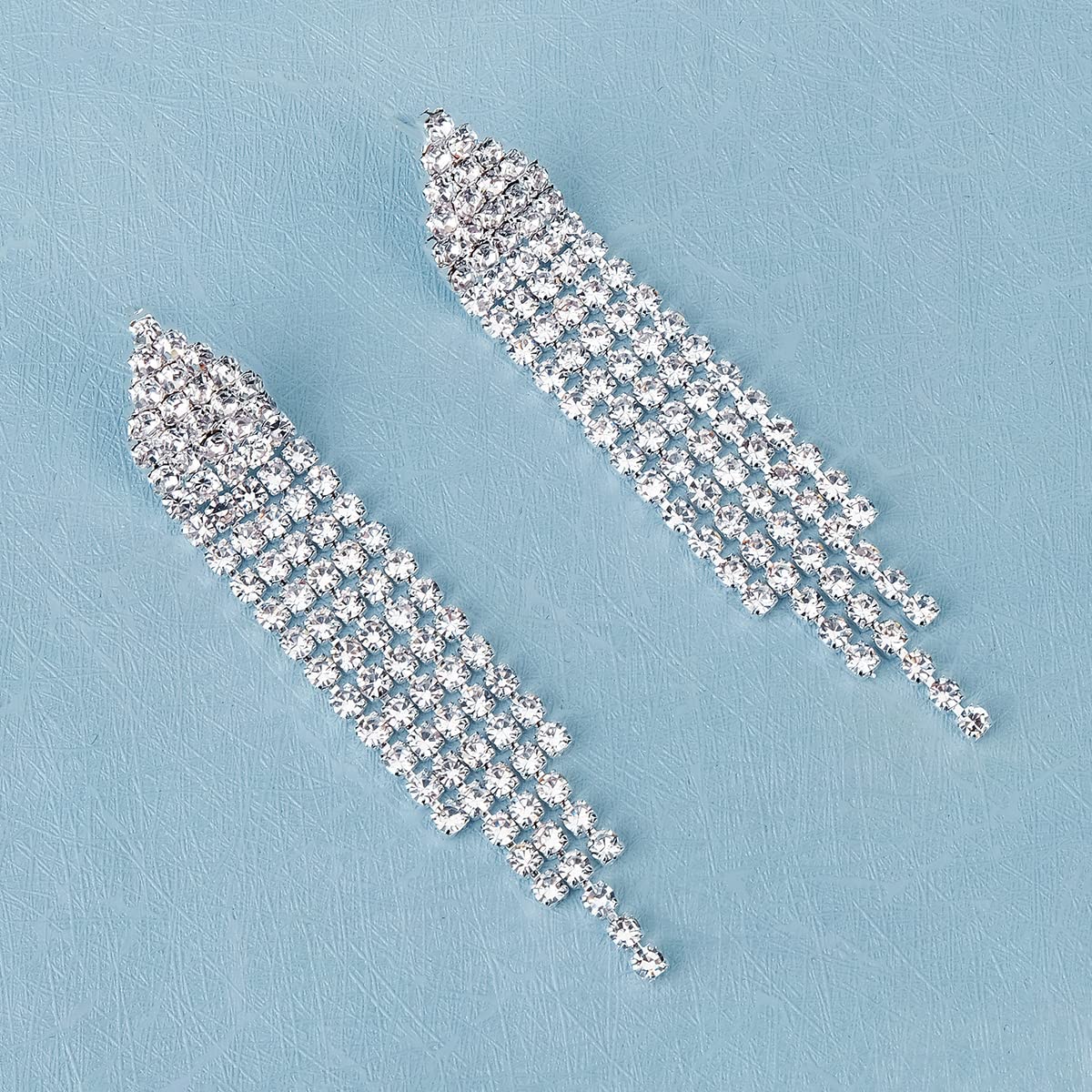 Mlouye Silver Tone Clear Rhinestone Chandelier Dangle Earrings for Women, Triangle Dangling Fringe Crystals Pierced Earring for Prom Party Jewelry