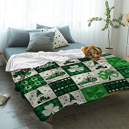 St. Patrick's Day Shamrock Super Soft Flannel Fleece Throw Blankets Lucky Clover Gnome Truck Green Plaid Blanket Lightweight Cozy Warm Fuzzy Plush Microfiber Blankets for Couch Bed Sofa 40x50inch