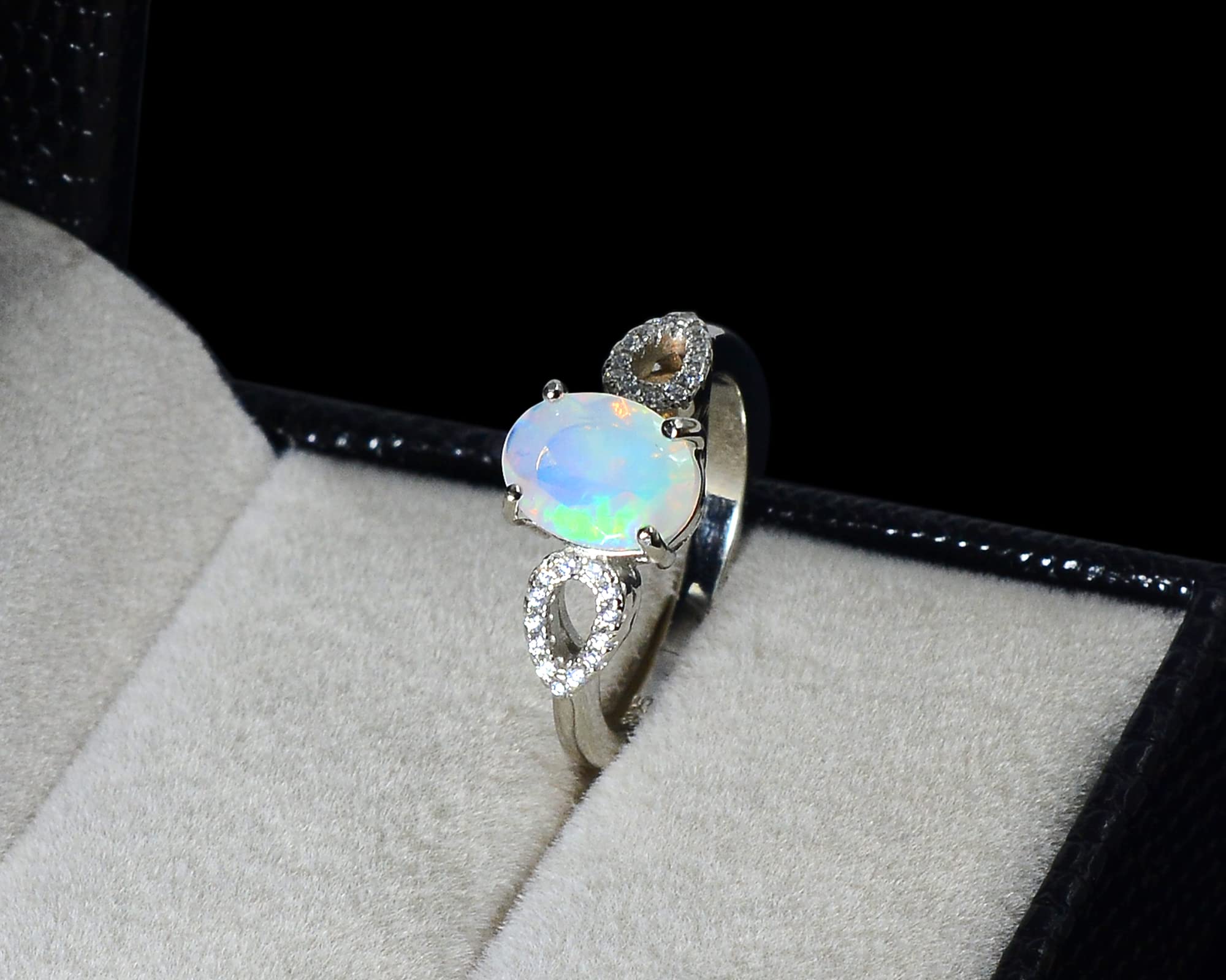Natural 9X7 MM Ethiopian Welo Cut Opal Gemstone 925 Sterling Silver October Birthstone Wedding Jewelry Engagement Ring Gift For Her (Rhodium Plated Silver, 8.5)