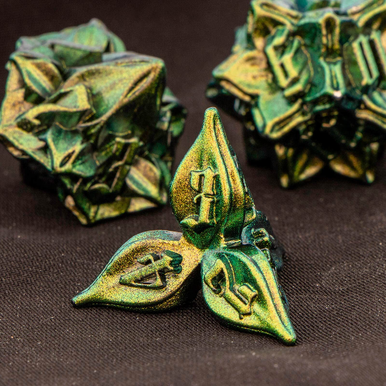OUKELANWO DND Dice Set, Leaf RPG Role Playing Dice with Box, Dungeons and Dragons Dice Set D&D, Green Purple Metal Polyhedral D and D Dice D20 D12 D10 D8 D6 D4