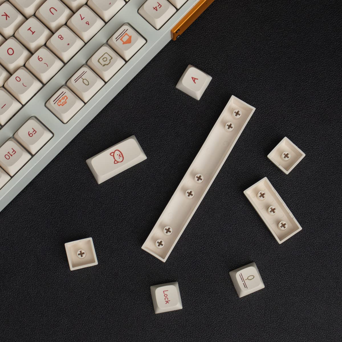 Sumgsn Keycaps 131 Keys XDA Profile PBT DYE-SUB Graffiti Cartoon Theme ANSI Layout with 6.25u Space Bar 1.75u/2u Shift Keycap Mechanical Keyboard