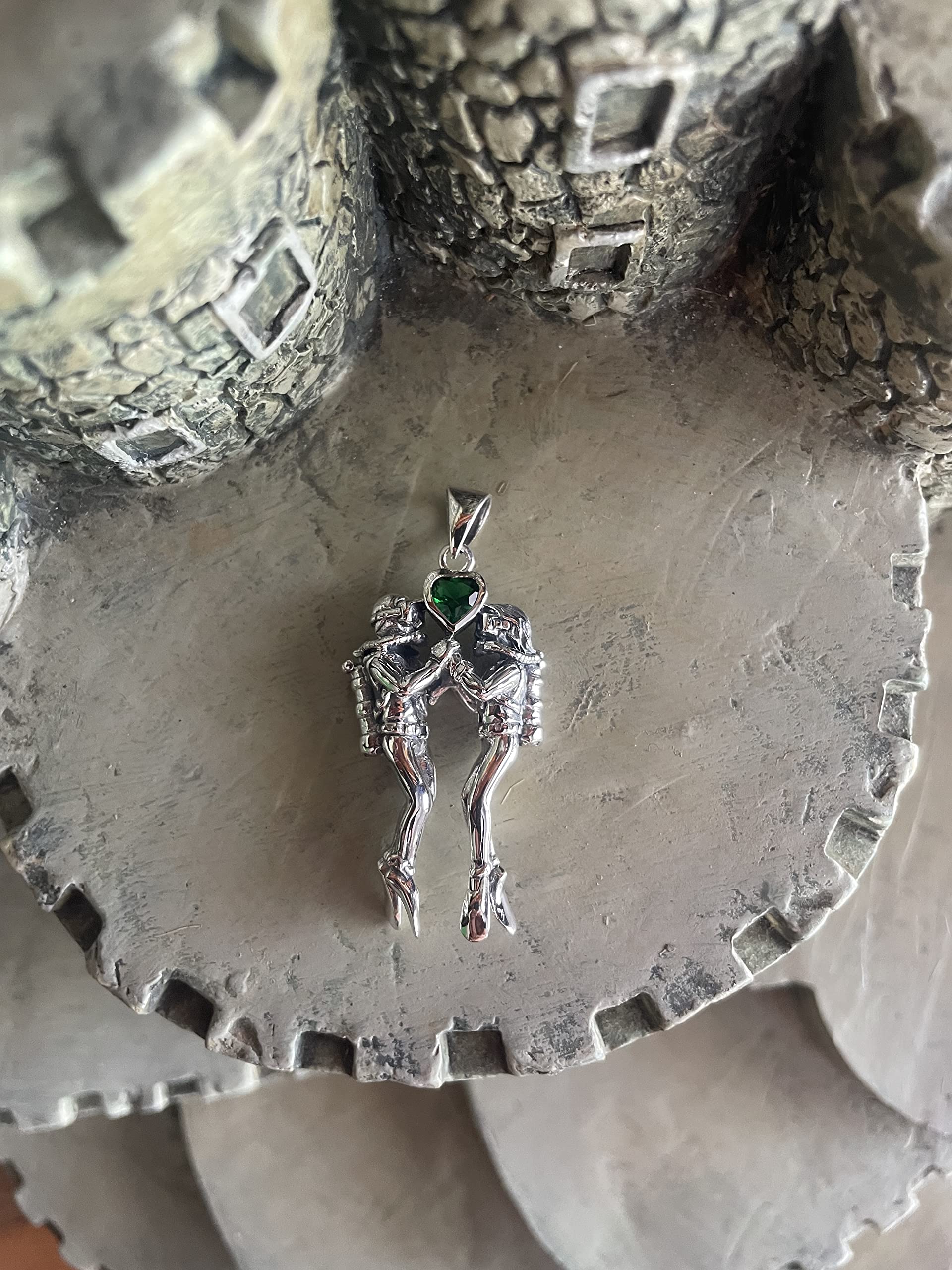 Jewelry Trends Scuba Divers Green Heart Sterling Silver Pendant