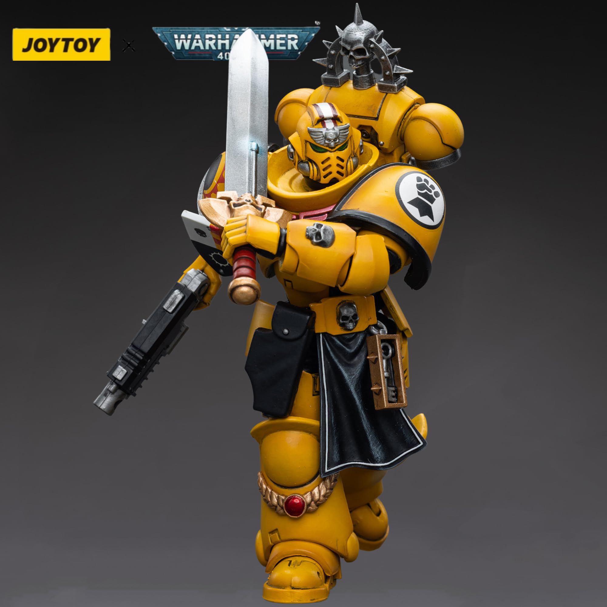 JOYTOY 1/18 Warhammer 40,000 Action Figure Imperial Fists Lieutenant with Power Sword Collection Model (4.8 inch)