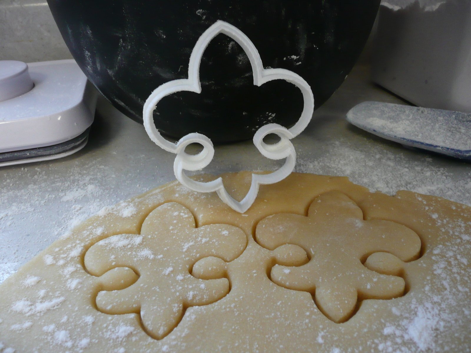 SCOUTS FLEUR DE LIS SHAPE COOKIE CUTTER MADE IN USA PR473