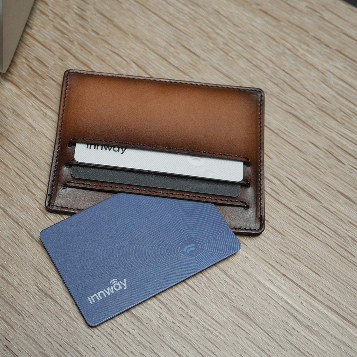 Innway Card Classic - Ultra Thin Rechargeable Bluetooth Tracker Finder for Android. Find Your Wallet, Bag, Backpack, Keys, Laptop, Tablet. (Black)