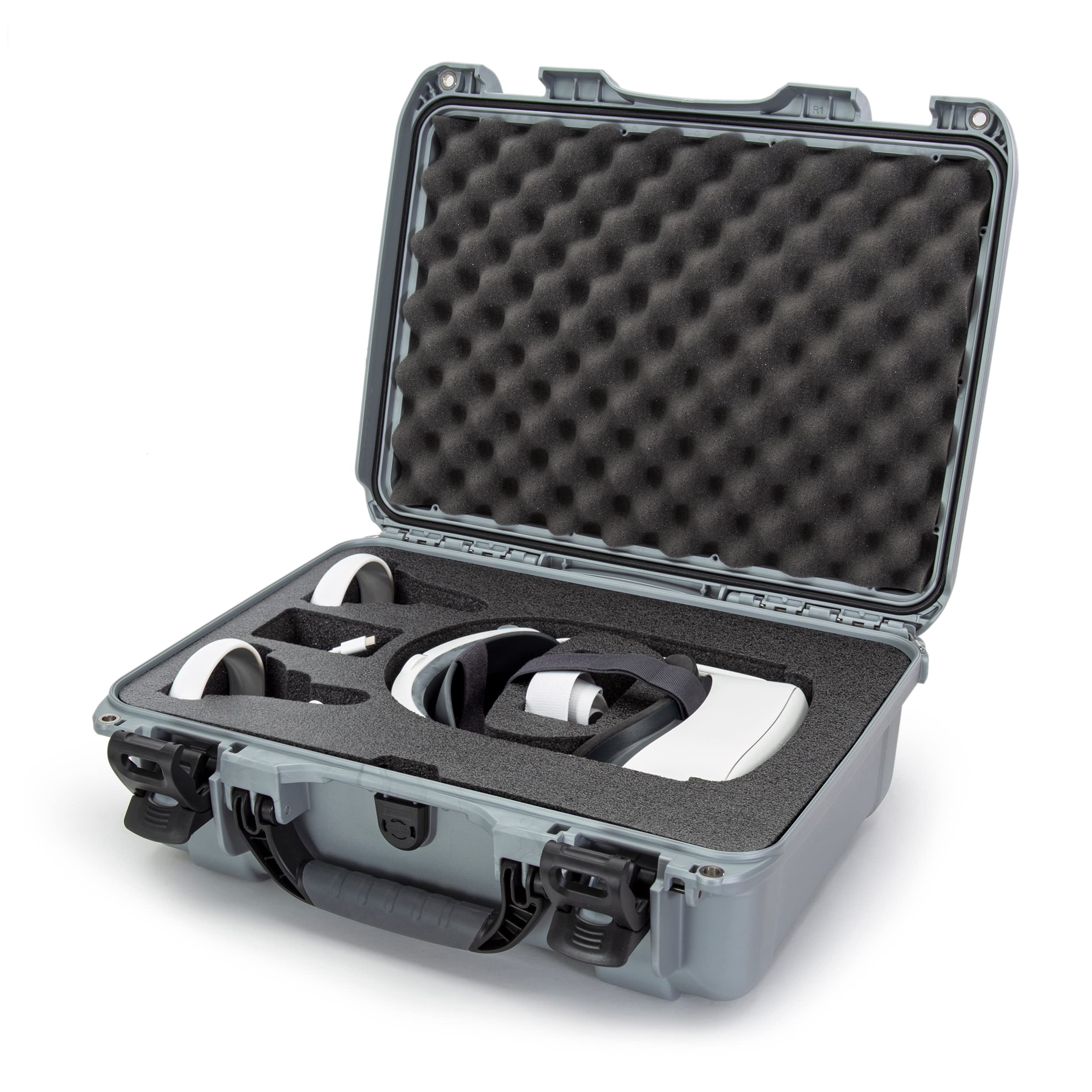 Nanuk 925 Waterproof Hard Case with Foam Insert for Oculus Quest 2 - Silver