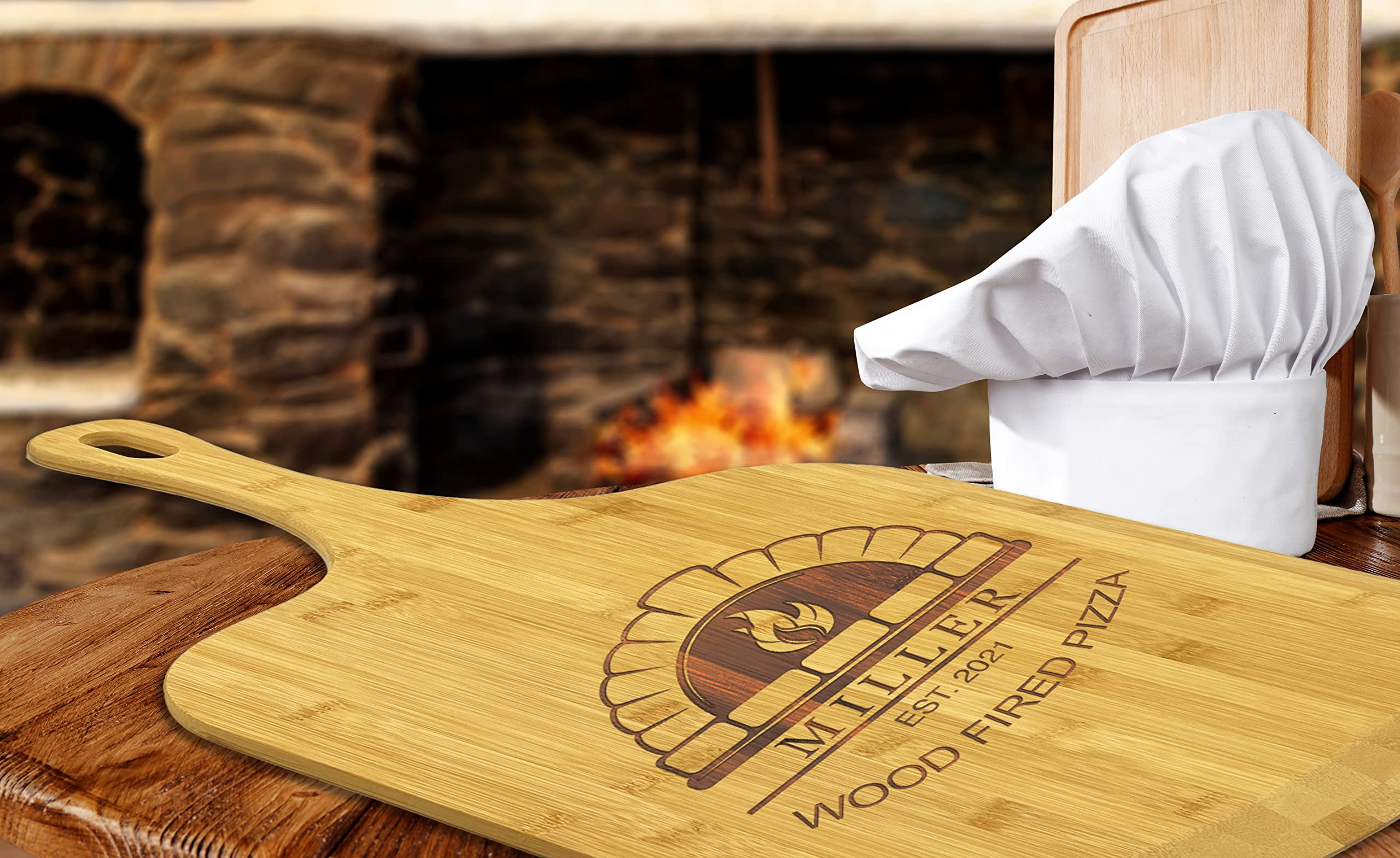 Personalized Bamboo Pizza Board with Handle Customized Wood Serving Cutting Pizza Board with Engraved Custom Name Monogram โ Wedding, Anniversary, Housewarming, Birthday, Mom, Dad Gift