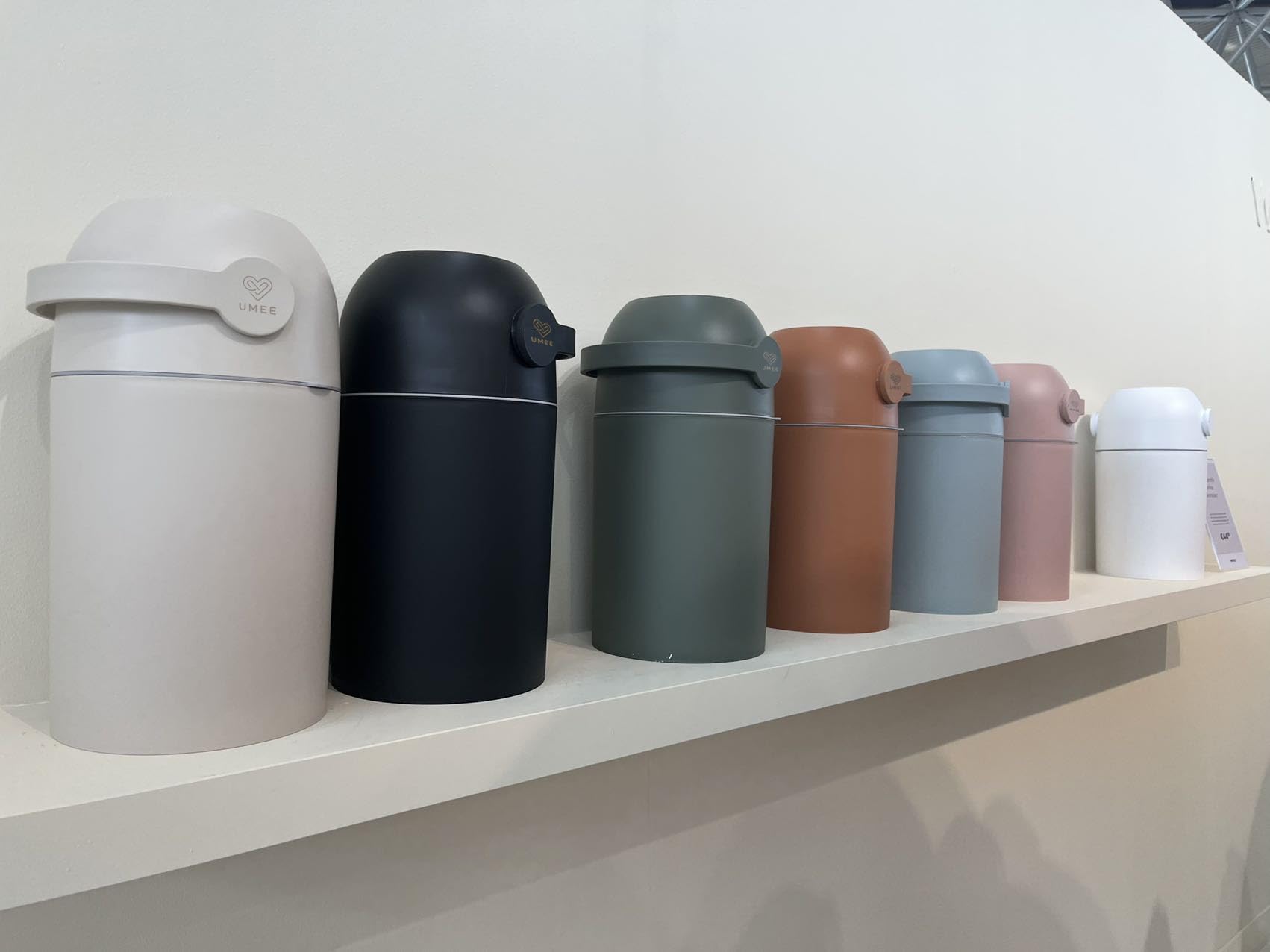 UMEE Baby Diaper Pail with Regular Trash Bags, Odor-Free, Ivory White, 10000 mL Capacity, Plastic