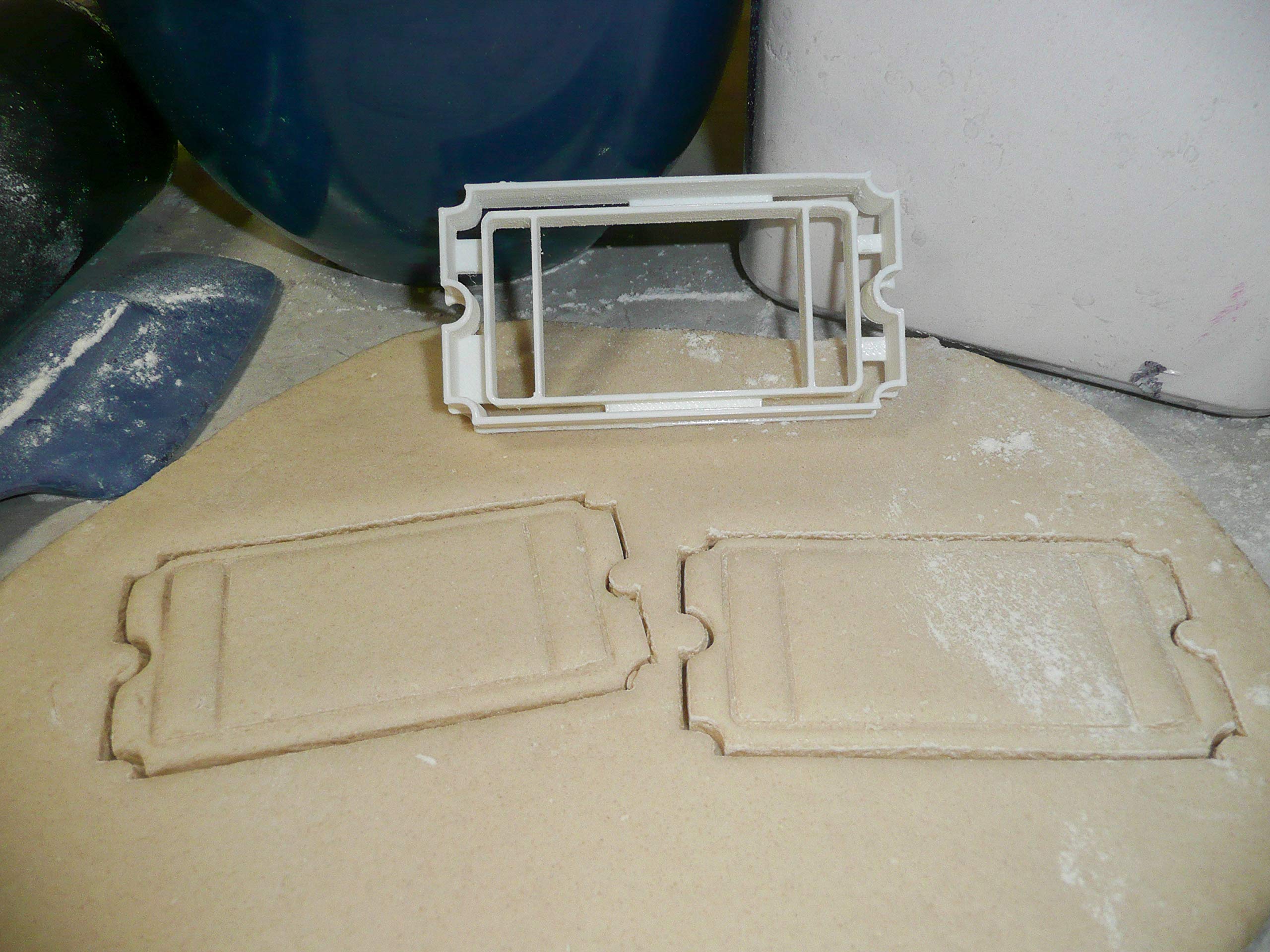 POLAR EXPRESS THEME NORTH POLE TRAIN CHRISTMAS MOVIE BOOK SET OF 6 COOKIE CUTTERS MADE IN USA PR1122