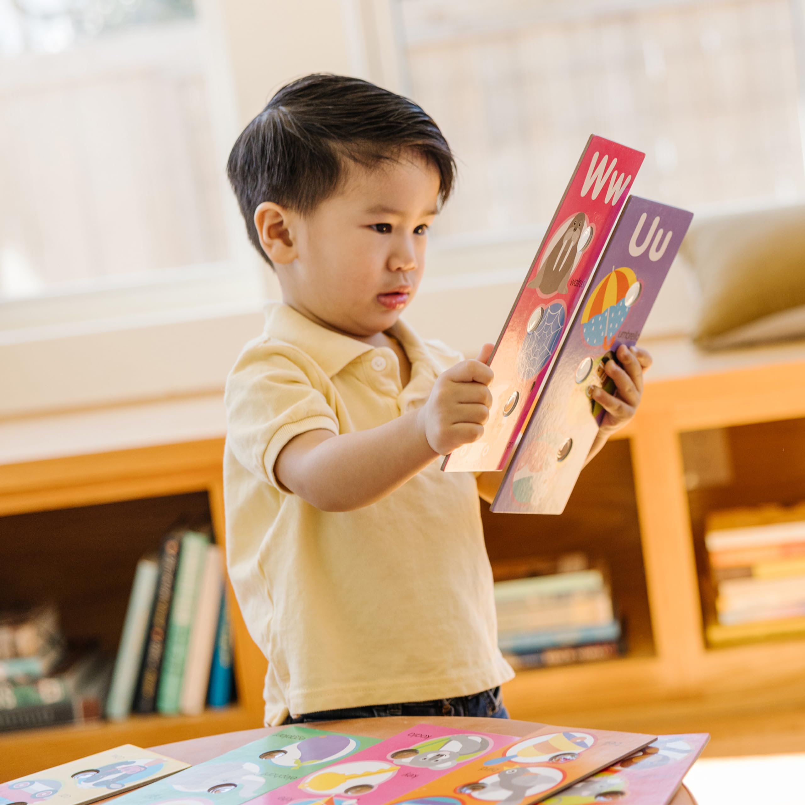 Melissa & Doug Poke-a-Dot Alphabet Learning Cards - Interactive Alphabet-Themed Learning Cards For Toddlers And Preschoolers