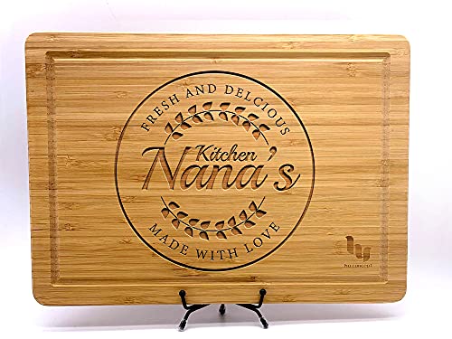 Personalized Cutting Board for Mom or Grandma, Custom Engraved Kitchen Gift, Customized Mom and Grandma Gift from Daughter or Son, Kitchen Sign with Stand, 12 Designs and 3 Sizes