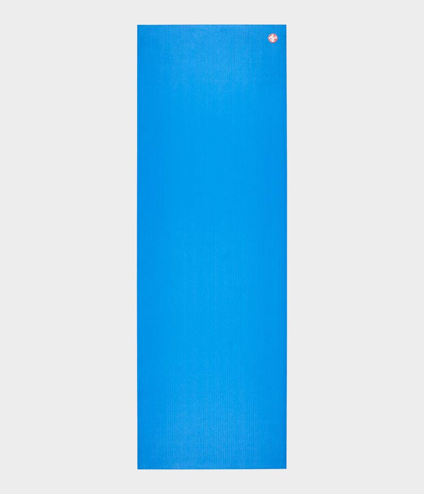 Manduka PRO Travel Yoga Mat 2.5mm Thin, Lightweight, Non-Slip, Made with Dense Cushioning for Stability and Support, 71 Inch, Be Bold Blue
