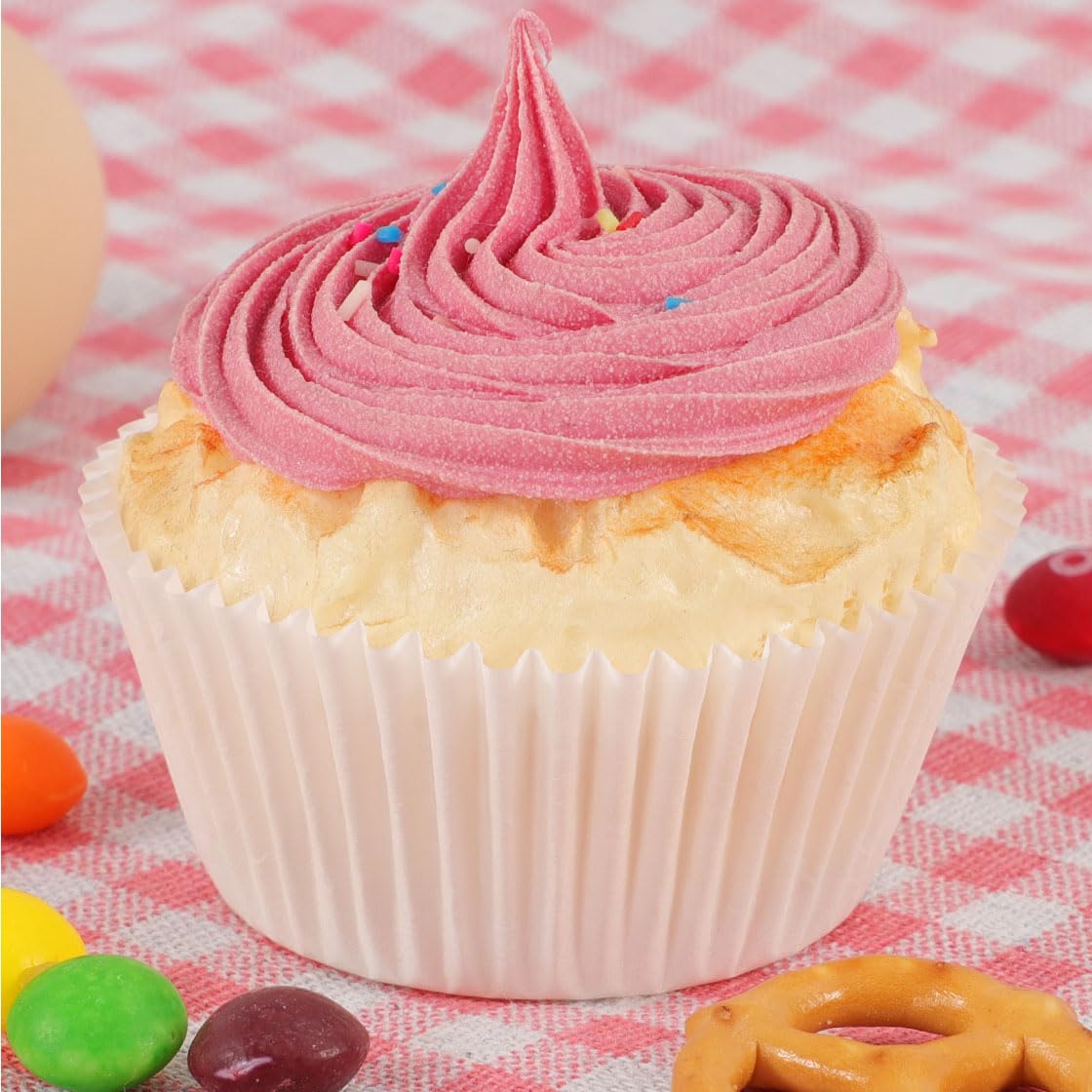 Standard White Cupcake Liners for Baking 200 Counts - Caperci Greaseproof Muffin Baking Cups for Wedding Birthday Party Baby Shower Festivals (White)