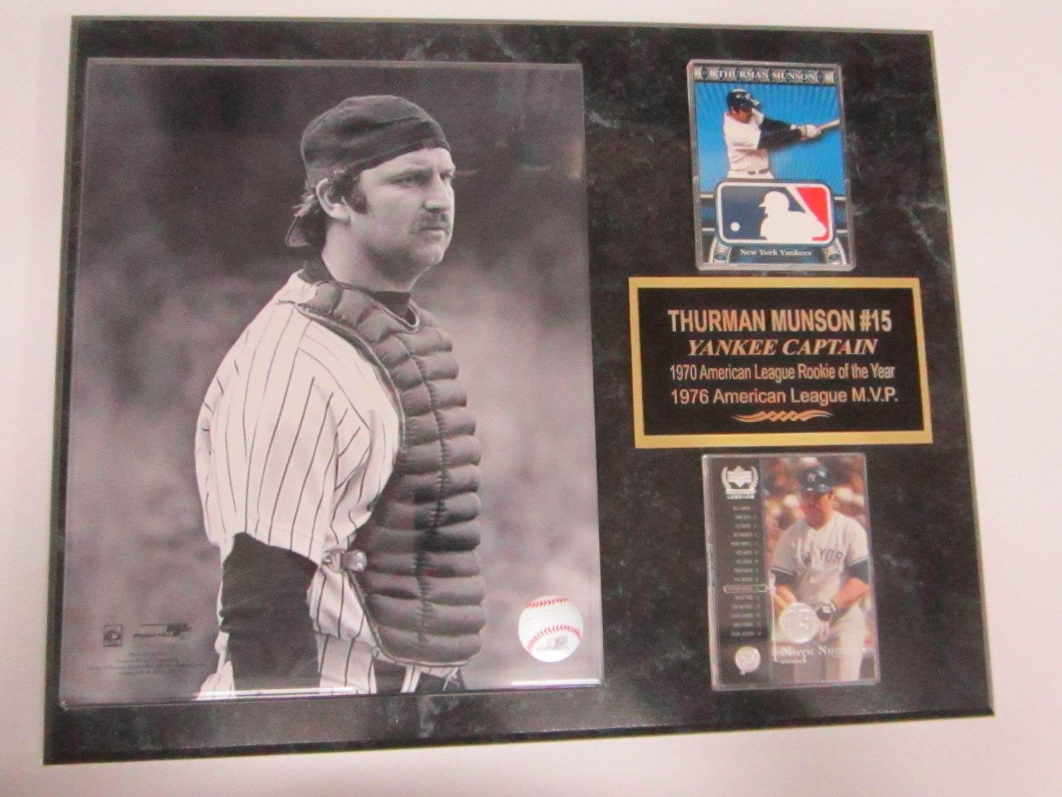 Yankees Thurman Munson 2 Card Collector Plaque #8 w/ 8x10 BW Photo