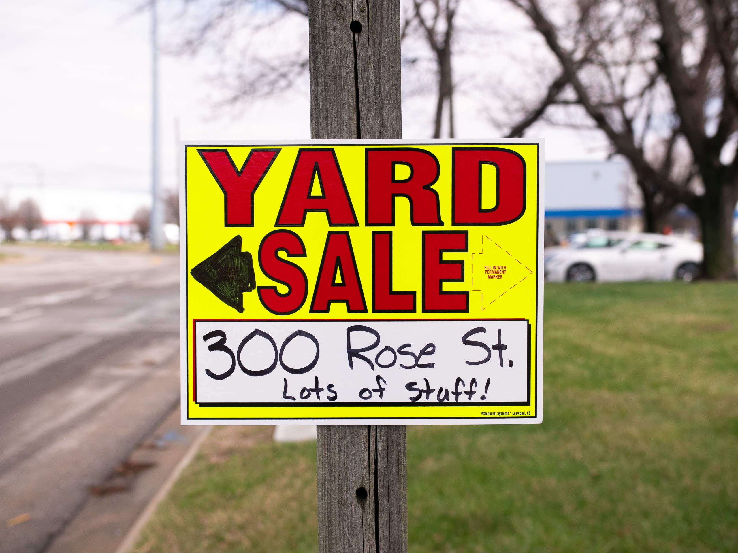 Sunburst Systems 4150 Yard Neon Yellow (10) Large Label 4150 Kit Includes (3) All-Weather Yard Sale Signs, (200) Pre-Priced Stickers , 11x14 inches