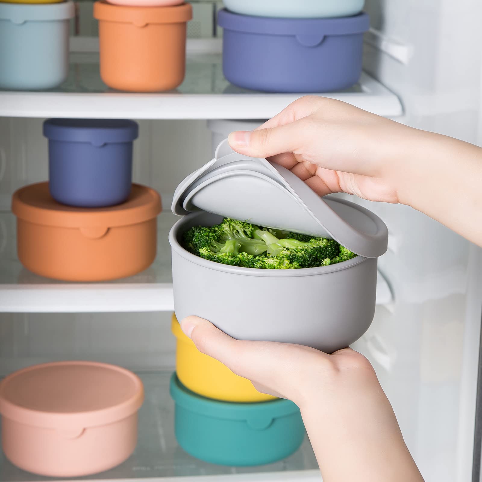 ROMERAN 24oz Silicone Food Storage Containers, Silicone Bowl With Lid, Unbreakable, Non-Slip, BPA Free, Airtight, Microwave/Dishwasher/Freezer-Safe, Indoor And Outdoor Use (Caramel)