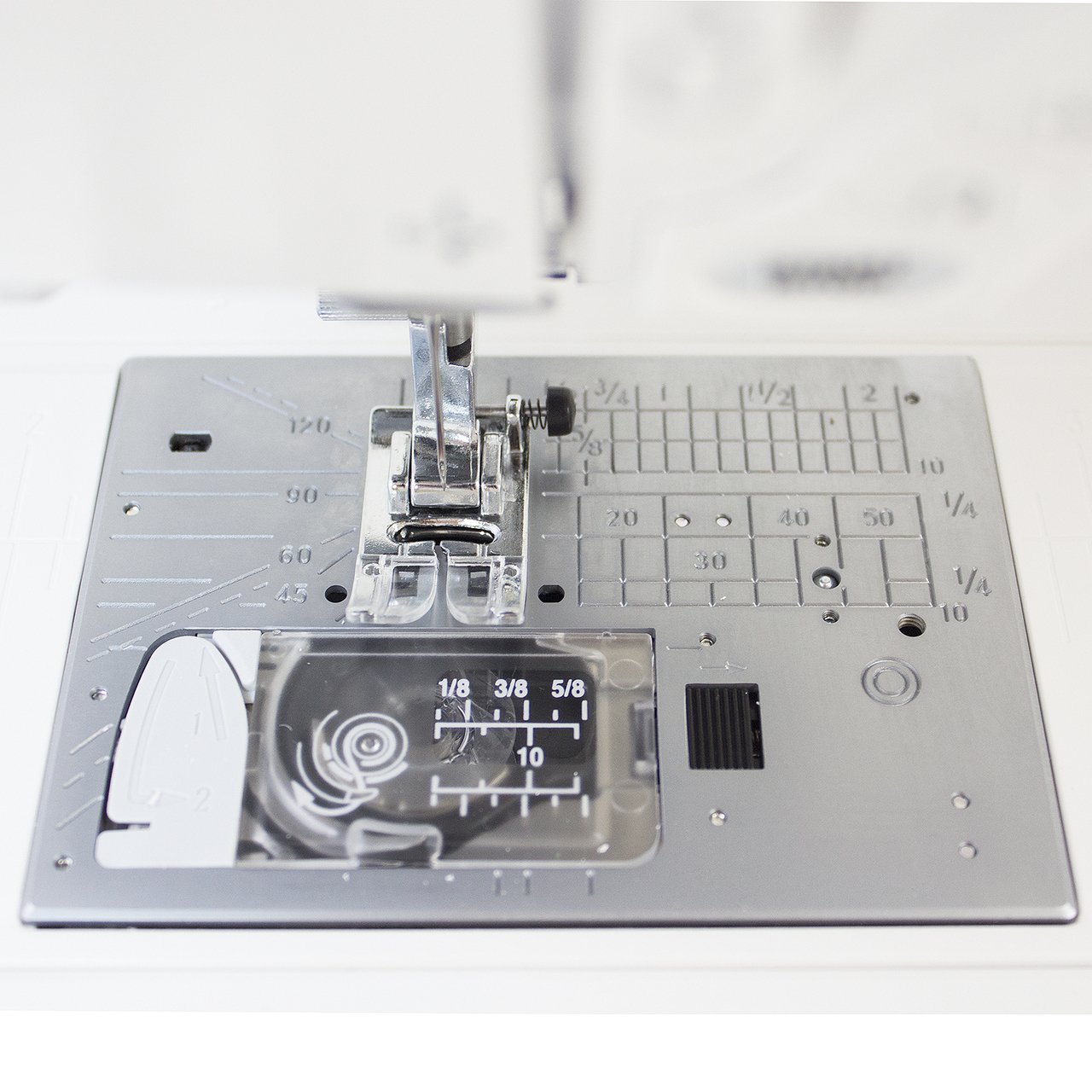 Janome Memory Craft Horizon 8200QCP Special Edition With Exclusive Bundle