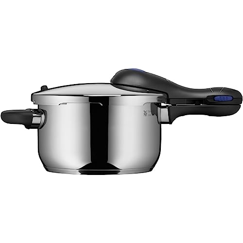 WMF Perfect Plus β Set with Quick Cooker Diameter 22 cm Diameter of 4 Litres and a Half + Body 3 Litres with Flame Protection, Cromargan Stainless Steel for Induction