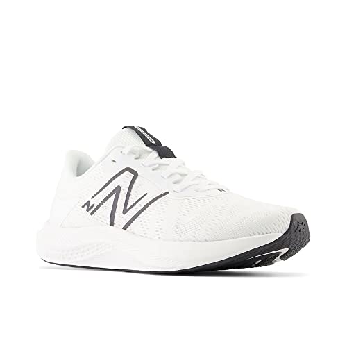 New Balance Women's DynaSoft Pro Run V2 Shoe, White/Silver Metalic, 7.5