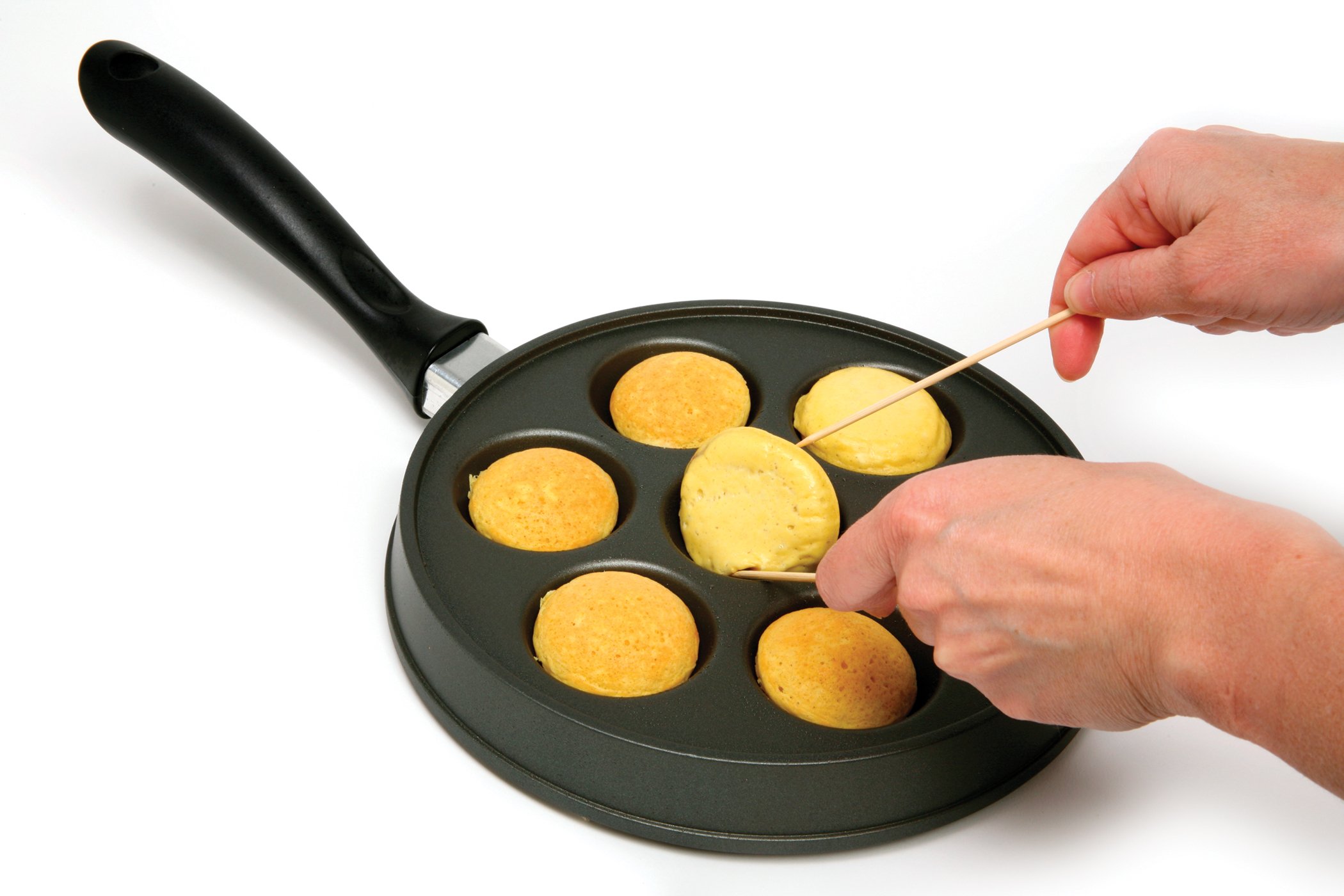 Norpro Nonstick Stuffed Pancake Pan, Munk/Aebleskiver/Ebelskiver 16.5″ x 9″ x 1.25″ Black