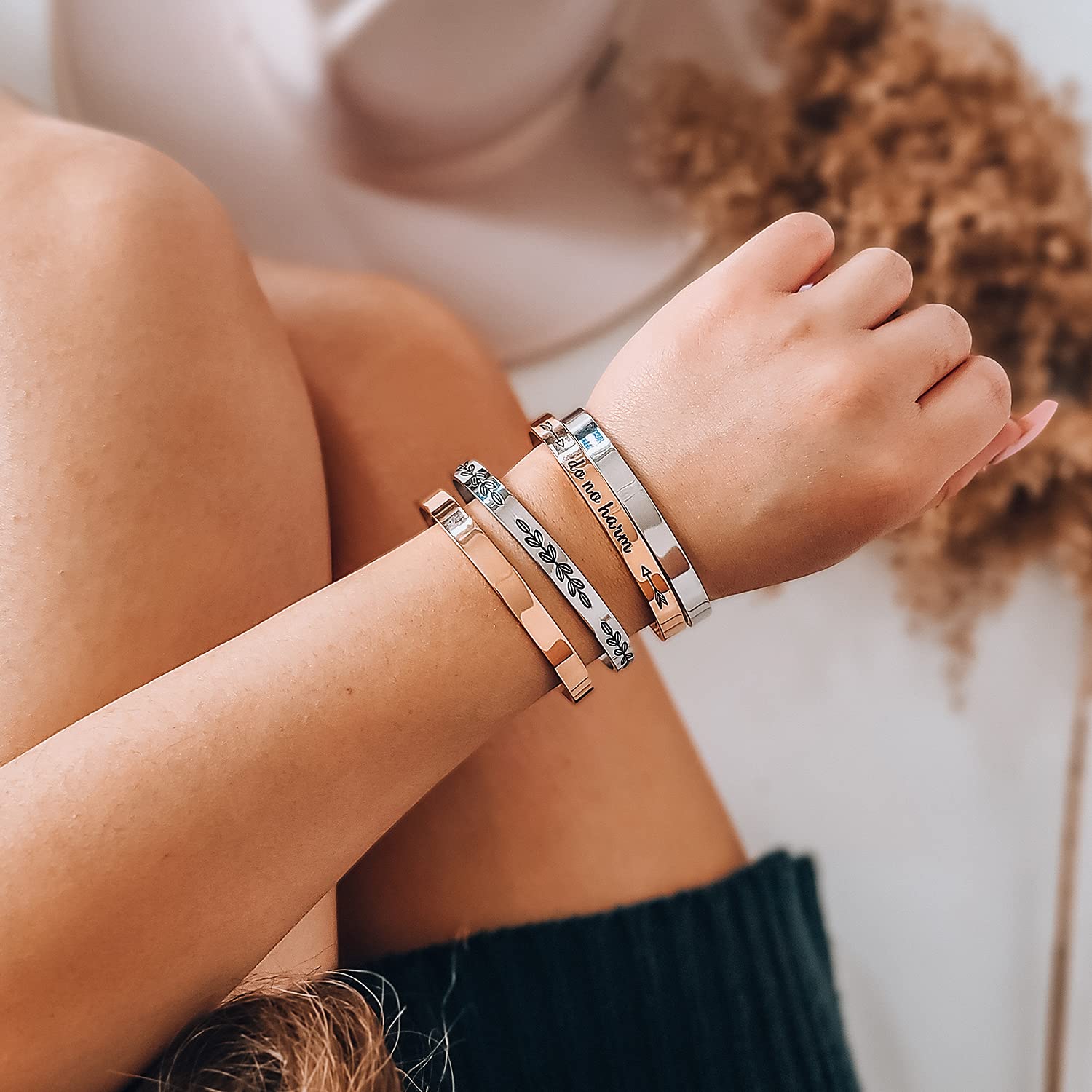 JoycuFF Friendship Bracelets for Best Friends Inspirational Bangle Quotes Saying Engraved Stainless Steel Jewellery White