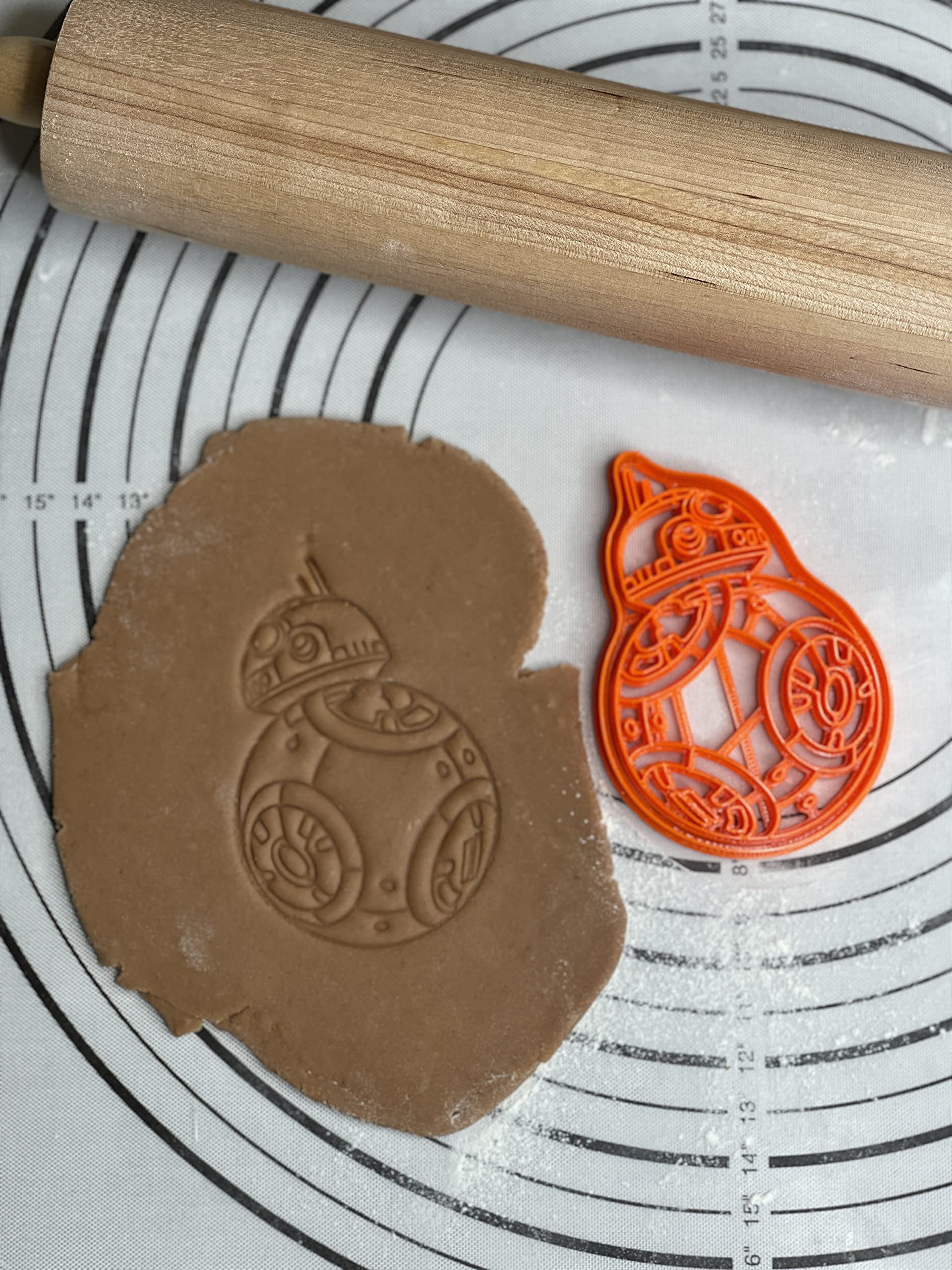 Premium Star Wars Exclusive BB-8 BB8 Cookie Cutter Mold 4.5-Inch-Scale Produced by 3D Kitchen Art