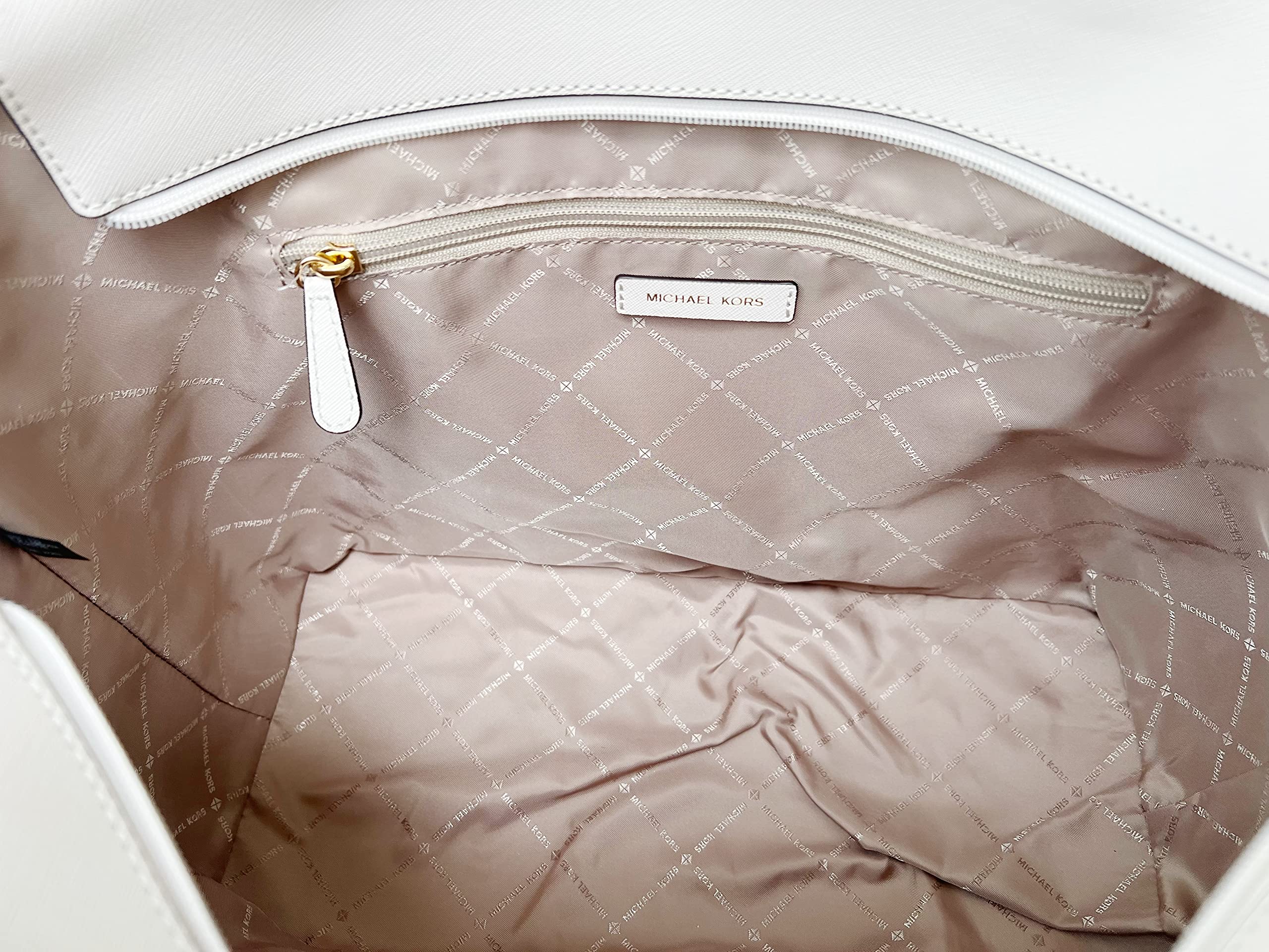 Michael Kors Gilly Large Jet Set Drawstring Top Zip Tote (Light Cream Multi MK)
