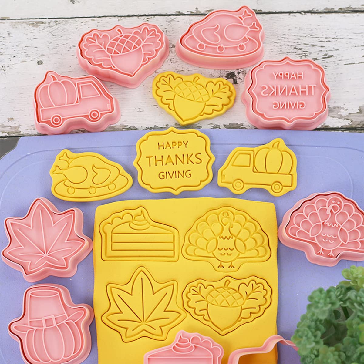 Pink PP Material Thanksgiving Day Cookie Cutters, 8 Pcs Theme Set Embossing Dies and Plunger Dies for Fondant Cookies Pastry Cheese Baking(Grateful)