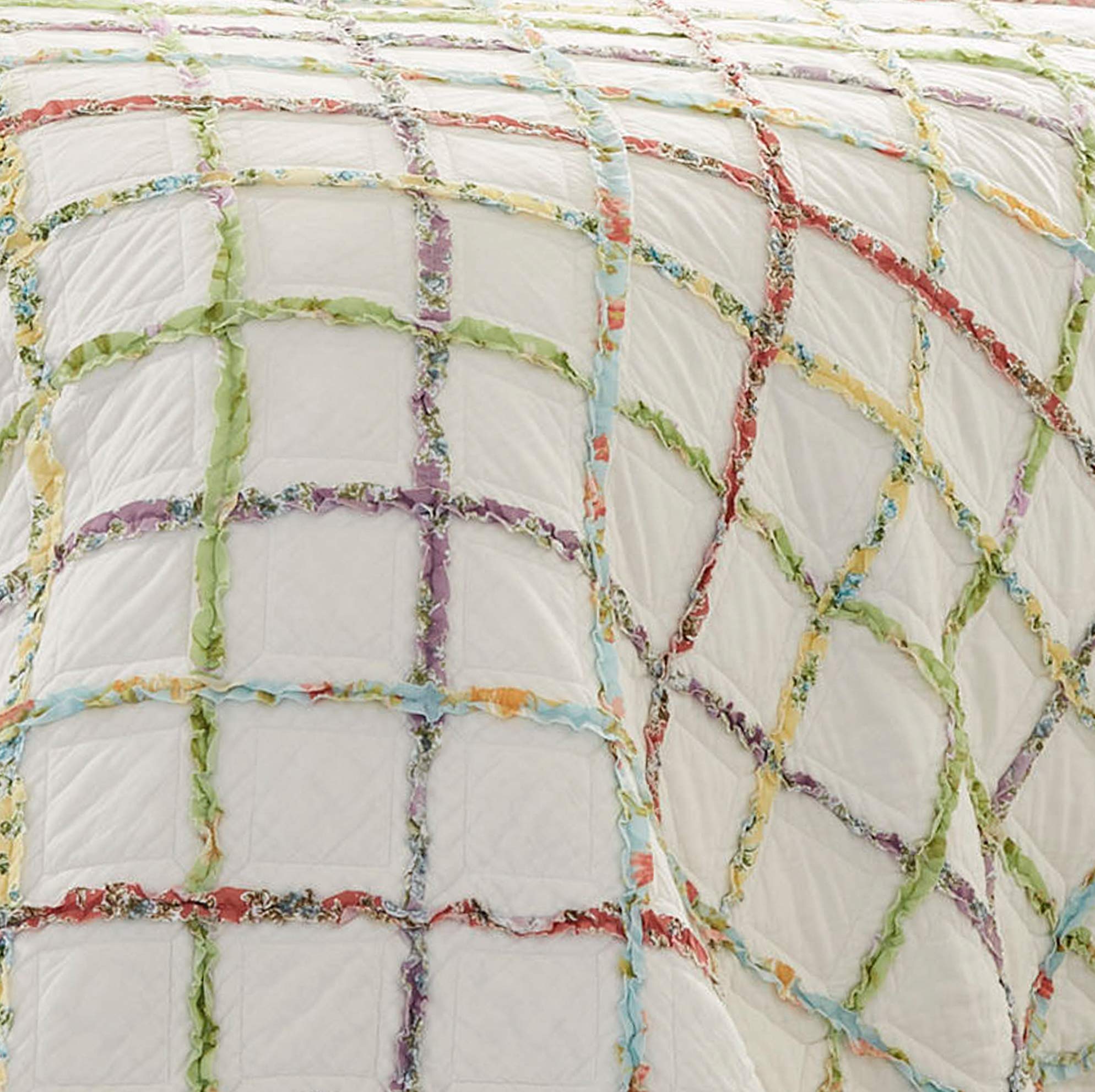 Laura Ashley - King Quilt, Reversible Cotton Bedding, Lightweight Home Decor for All Seasons (Ruffle Garden Cream, King)