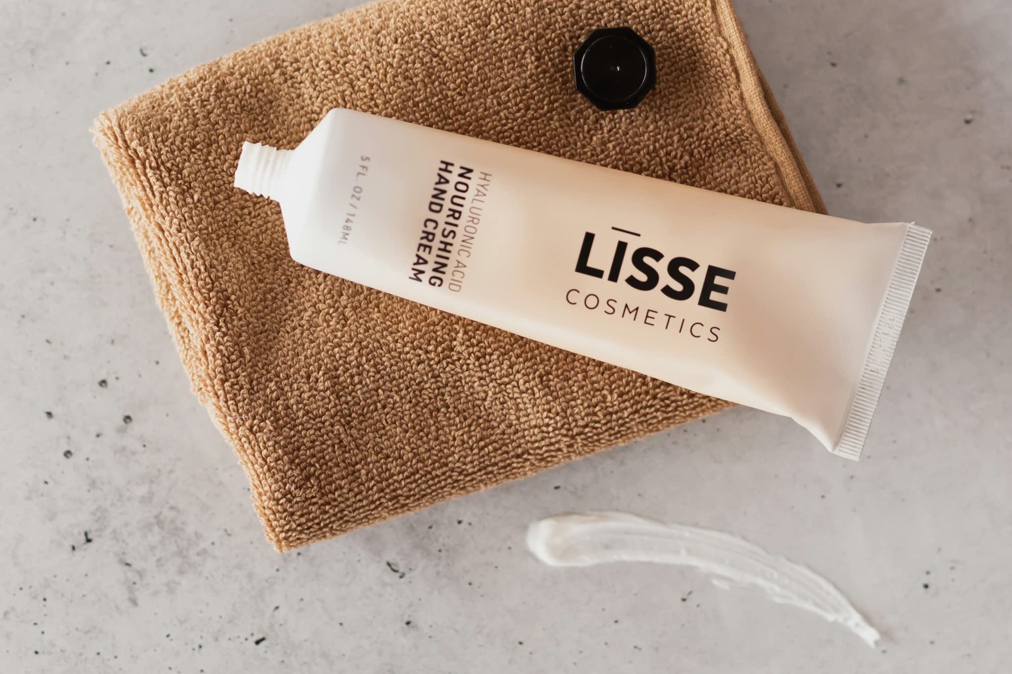Lisse Nourishing Hand Cream with Hyaluronic Acid (5 oz) Cosmetics