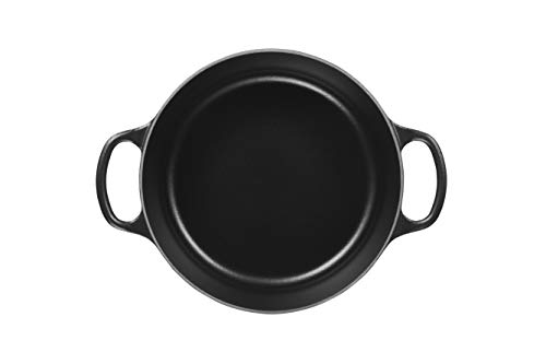 Le Creuset Signature Cast Iron Round Casserole, 22 cm - Satin Black