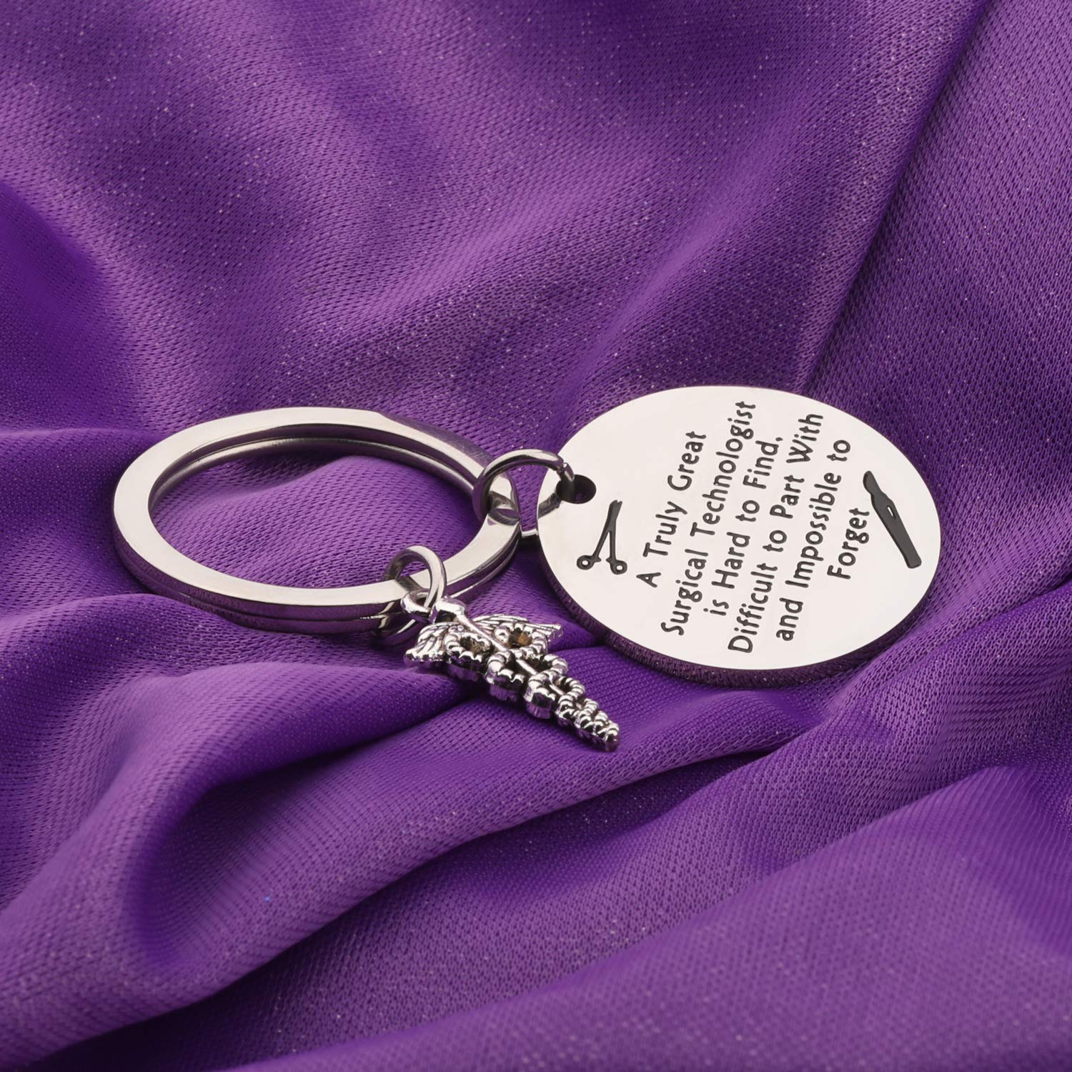 LQRI Surgical Technologist Gift Surgical Tech Keychain Gift A True Great Surgical Technologist is Hard to Find Keychain Medical Jewelry Surgical Nurse Doctor Gift(sliver)