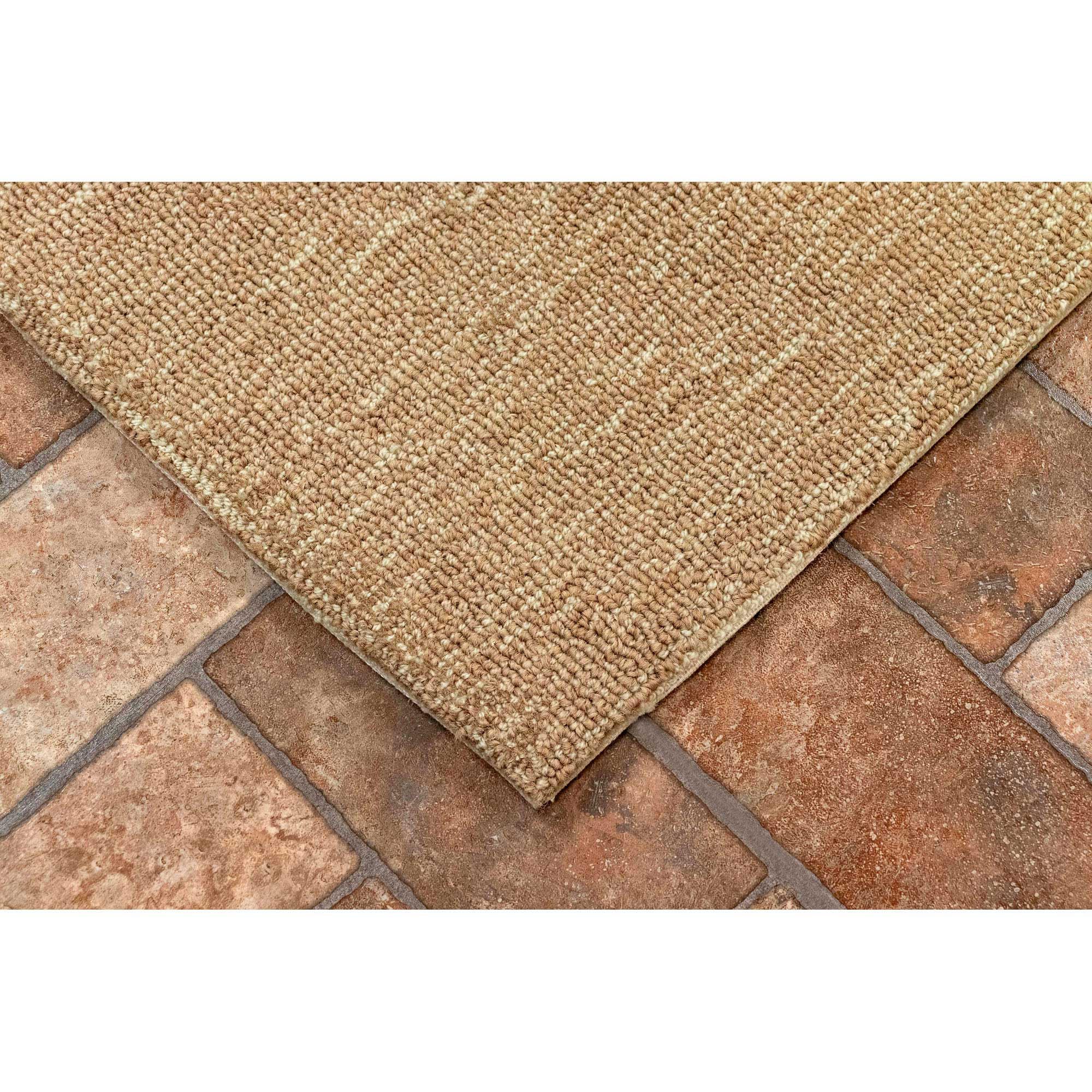 Liora Manne FRONTPORCH Indoor/Outdoor Hand Tufted Durable Area Rug - Traditional Coastal Animal Decorative (Crabs Natural) (1'8" x 2'6")