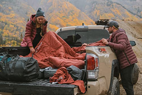 Kelty Tru.Comfort Doublewide 20 Degree Sleeping Bag – Two Person Synthetic for Couples & Family Camping – Stuff Sack Included