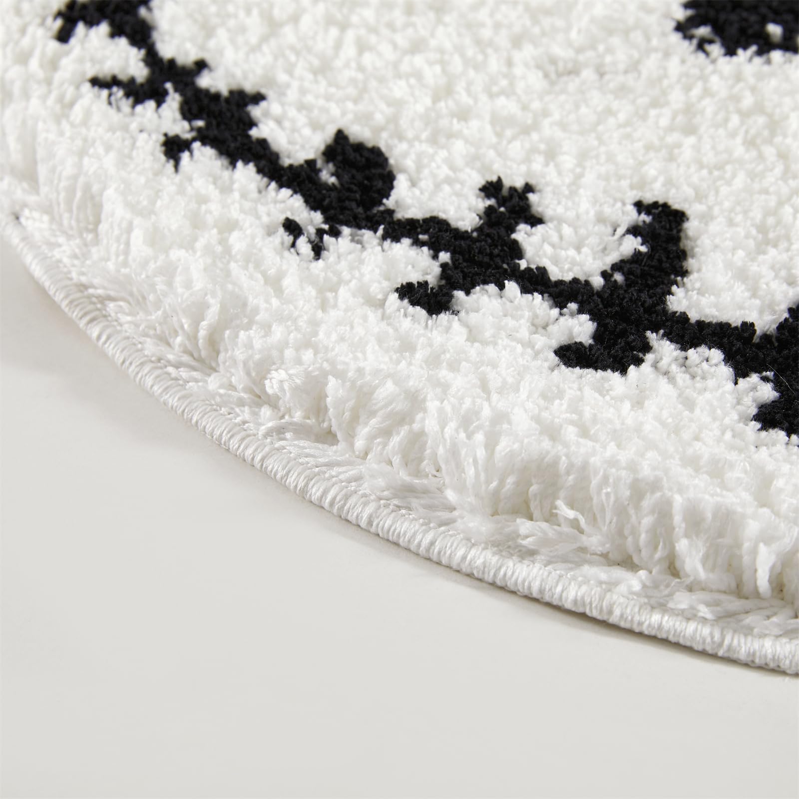 Jack Skellington Halloween Round Bathroom Rugs Mat 2ft, Non-Slip Machine Washable Soft Absorbent Shaggy Bath Rug The Nightmare Before Christmas Spooky Creepy Cute Halloween Bathroom Shower Floor Mat
