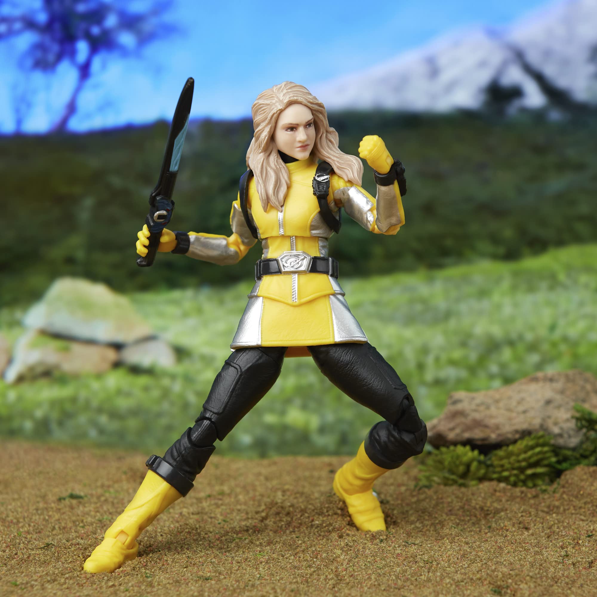 Power Rangers Lightning Collection Beast Morphers Yellow Ranger 6-inch Scale Action Figure, Toys and Action Figures for Kids Ages 4 and Up