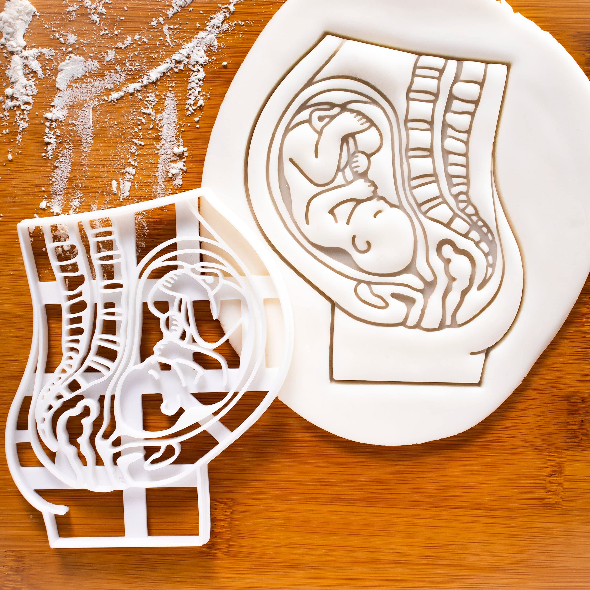 Pregnant Womb with Foetus cookie cutter, 1 piece - Bakerlogy