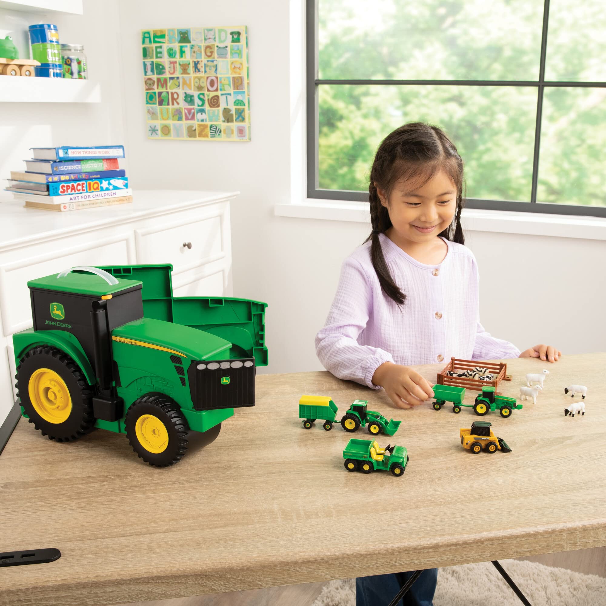 John Deere Value Set and Carrying Case - Portable Tractor-Shaped Carrying Case with 10 Compartments - Farm Toys - 18 Count - 3 Years and Up,Black/ Green/ Yellow