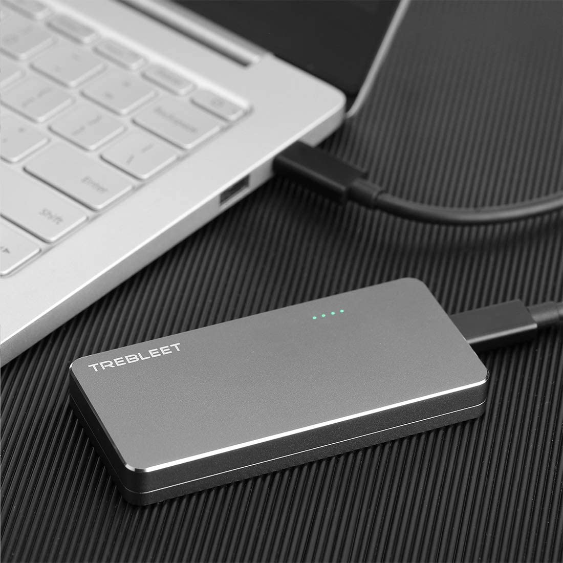 TREBLEET USB4 SSD Enclosure 40Gbps Compatible with Thunderbolt 3, Thunderbolt 4 ; up to 2700 MB/s in TB3&USB 4 Mode or up to 900 MB/s in USB 3.1 Mode
