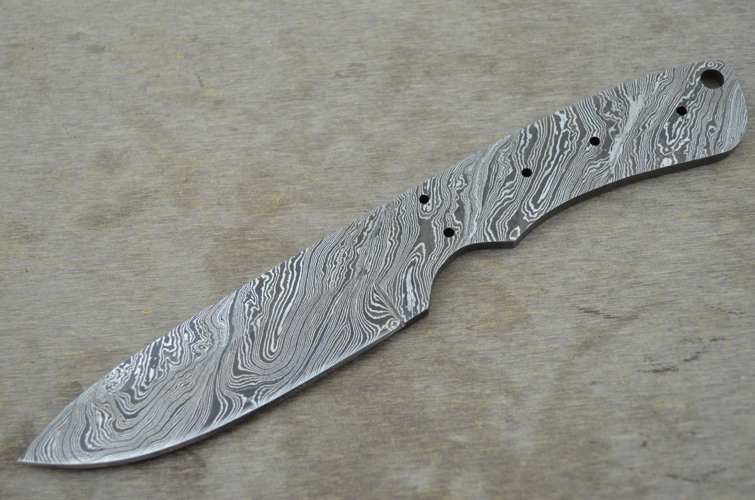 Leather-n-Dagger Handmade Damascus Steel Blank Blade for Knife Making Supplies (Without Sheath) LDB38