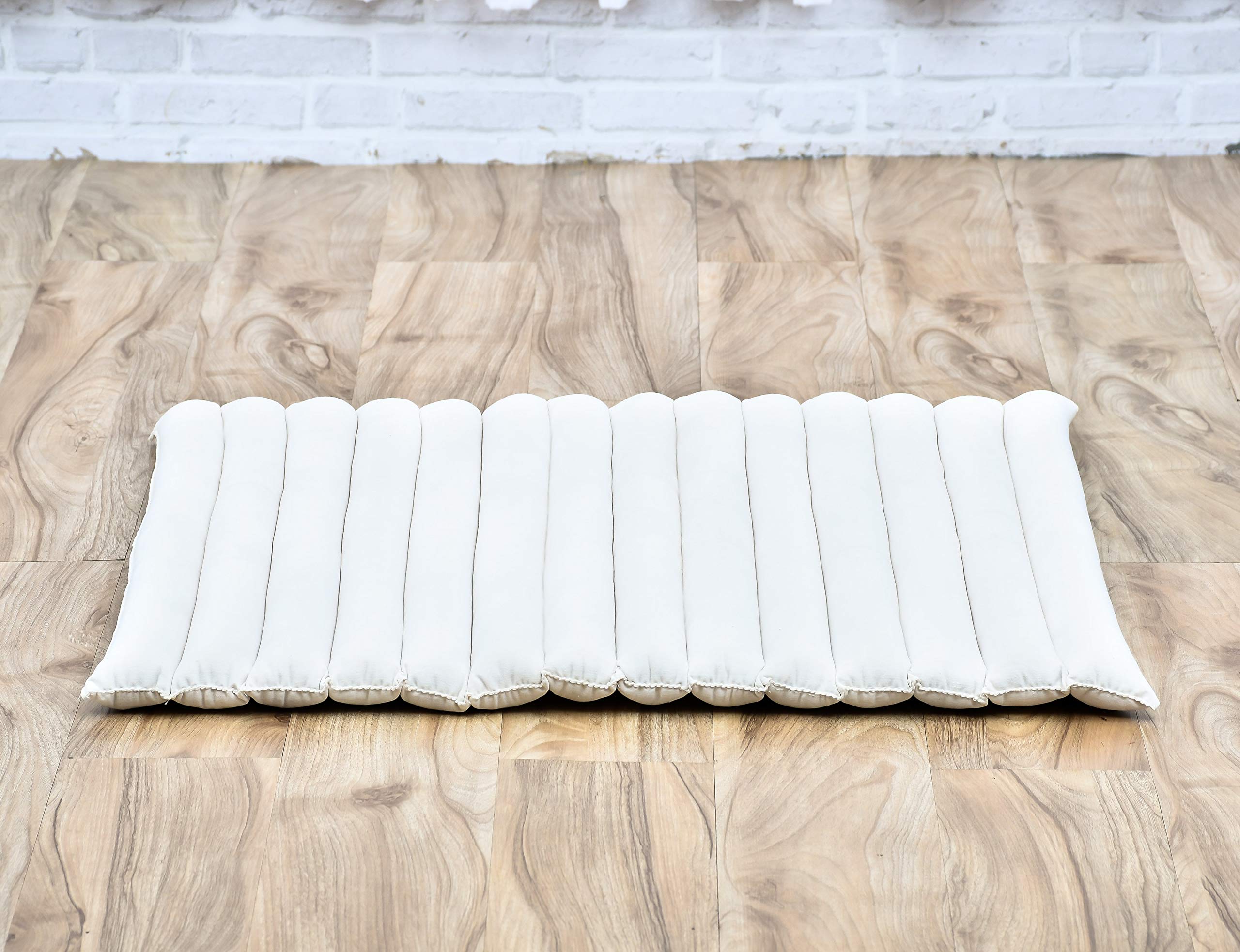 Leewadee Zabuton Seating Cushion β Square Floor Seat for Meditation Exercises, Light Yoga Mat Filled with Kapok, 28 x 28 inches, Ecru